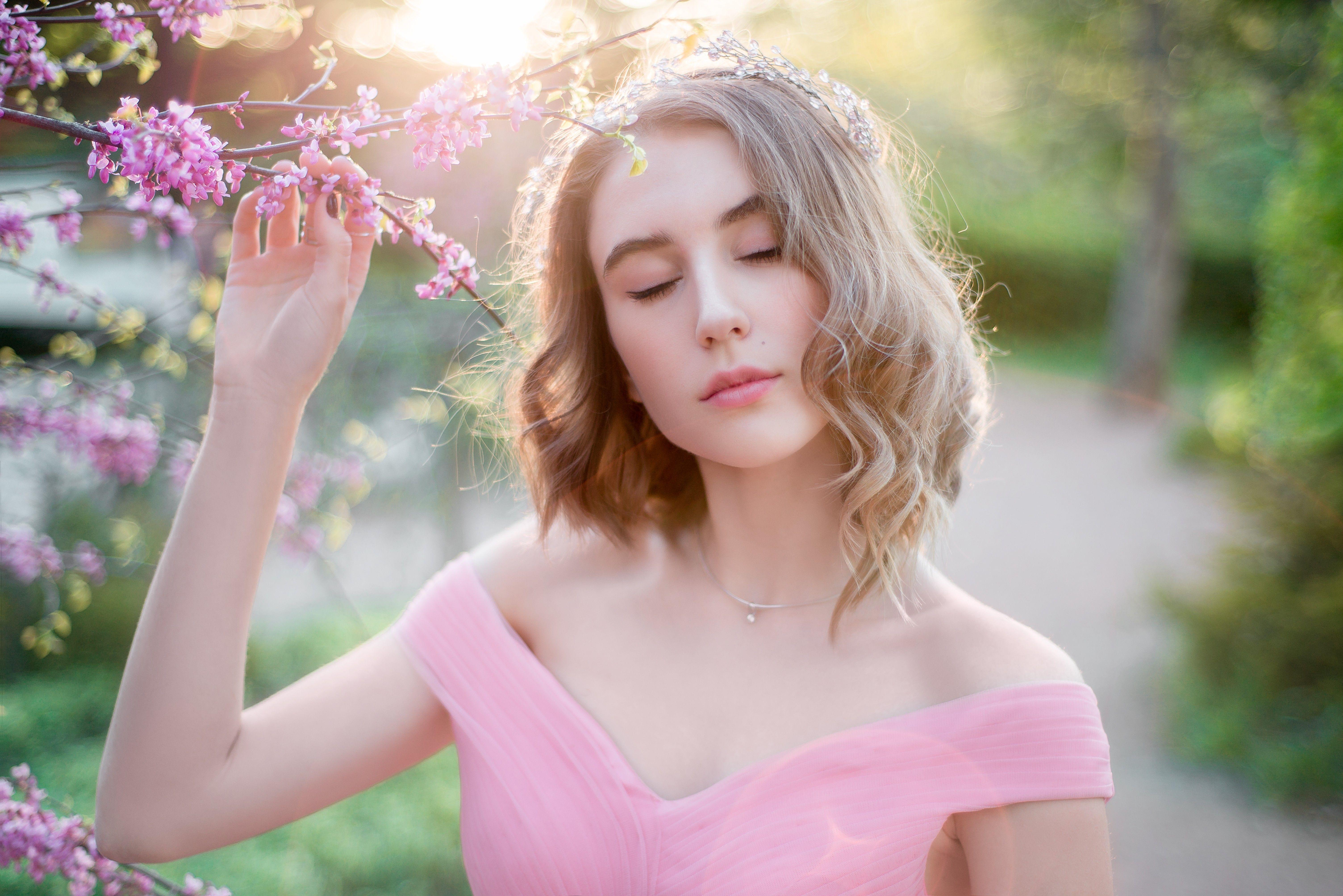 Spring Woman Wallpapers - Top Free Spring Woman Backgrounds ...