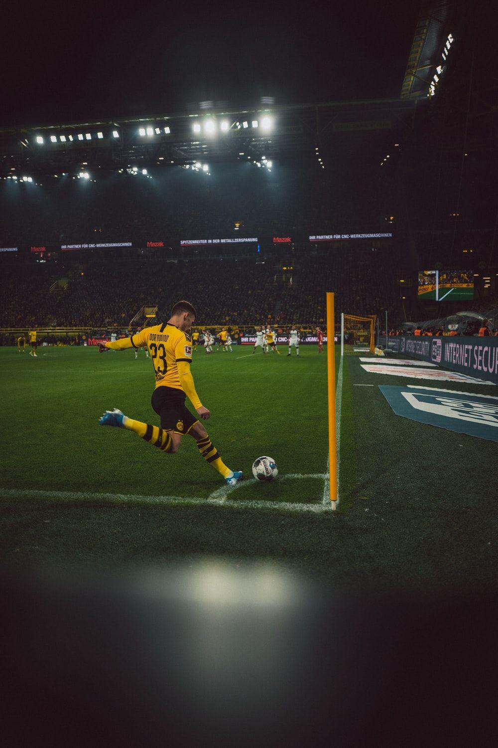 HD Soccer Wallpapers - Top Free HD Soccer Backgrounds - WallpaperAccess