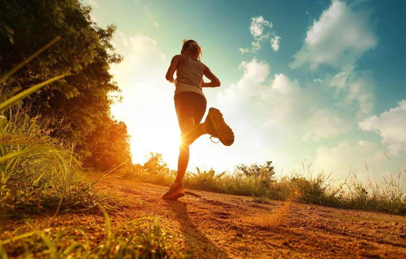 Girl Running Wallpapers - Top Free Girl Running Backgrounds ...
