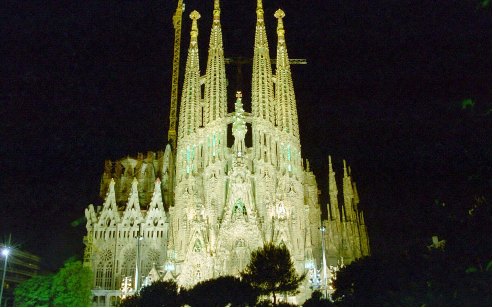 Sagrada Familia Wallpapers - Top Free Sagrada Familia Backgrounds - WallpaperAccess