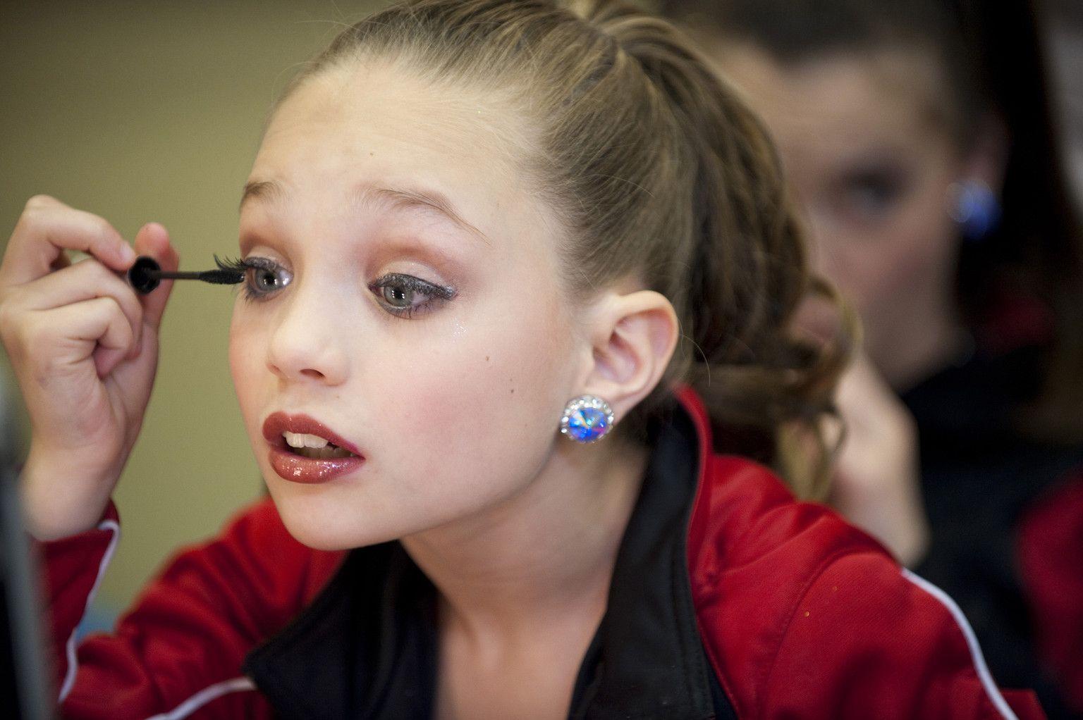 Maddie Ziegler Wallpapers - Top Free Maddie Ziegler Backgrounds ...