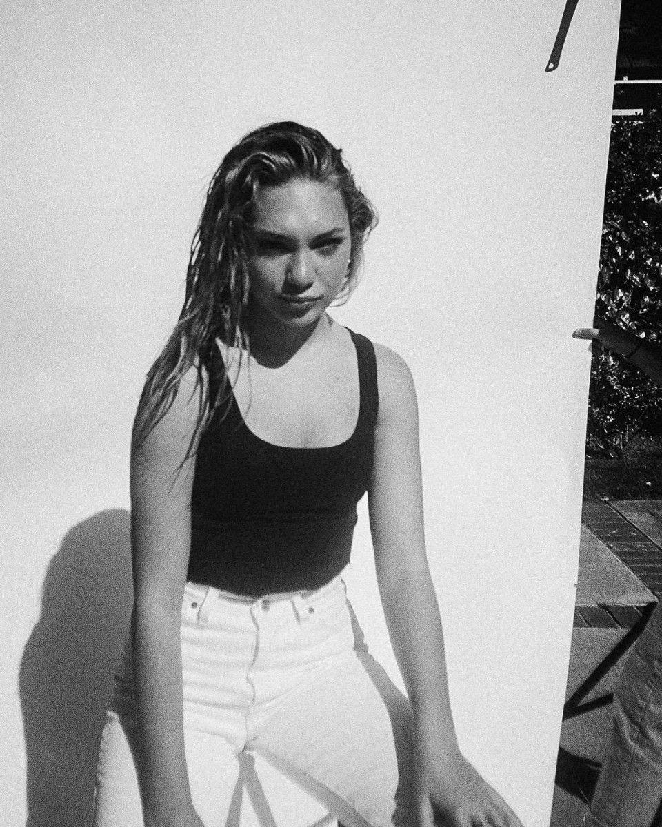 Maddie Ziegler Wallpapers - Top Free Maddie Ziegler Backgrounds ...