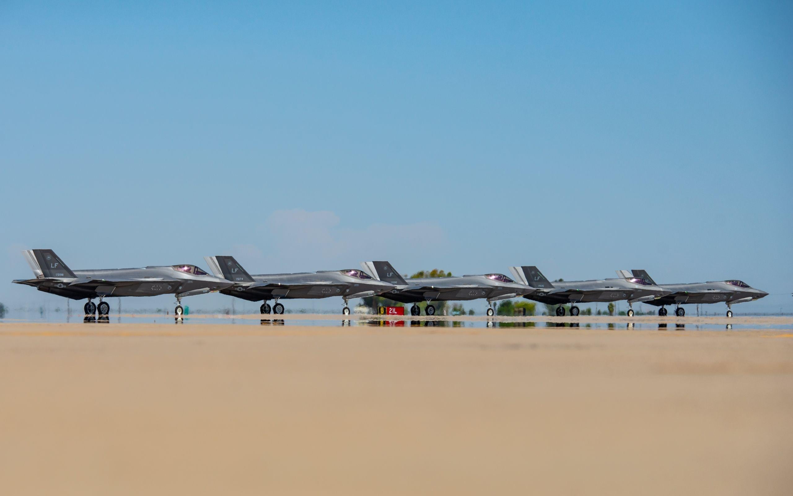 Lockheed Martin Wallpapers - Top Free Lockheed Martin Backgrounds ...