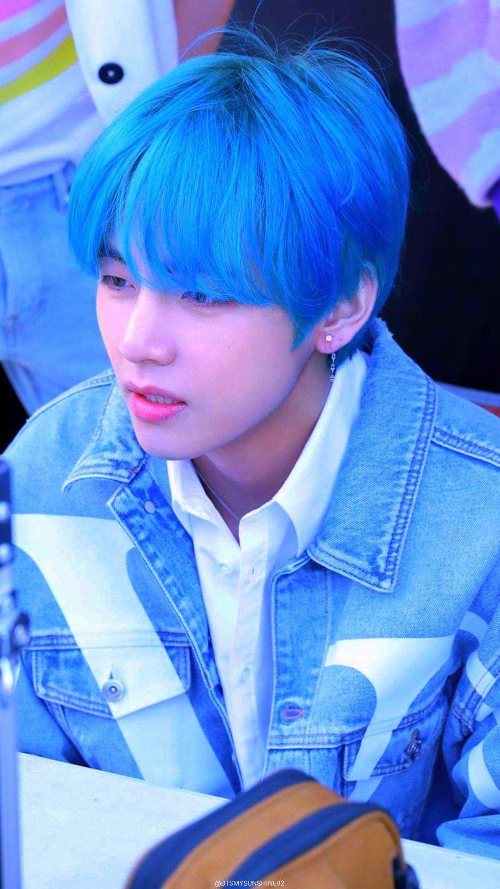 Taehyung Blue Hair Wallpapers - Top Free Taehyung Blue Hair Backgrounds - WallpaperAccess