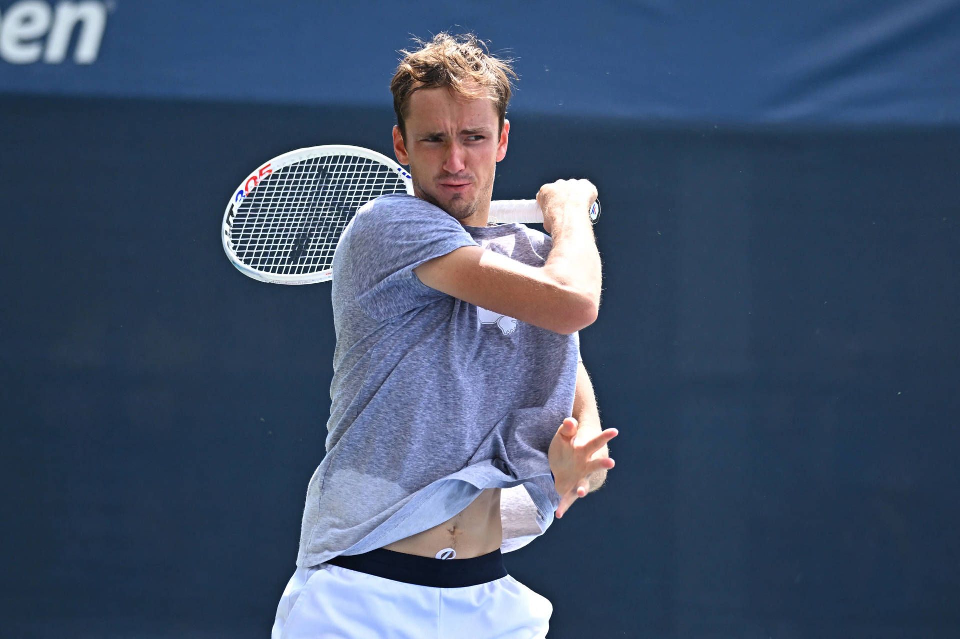 Daniil Medvedev Wallpapers - Top Free Daniil Medvedev Backgrounds ...