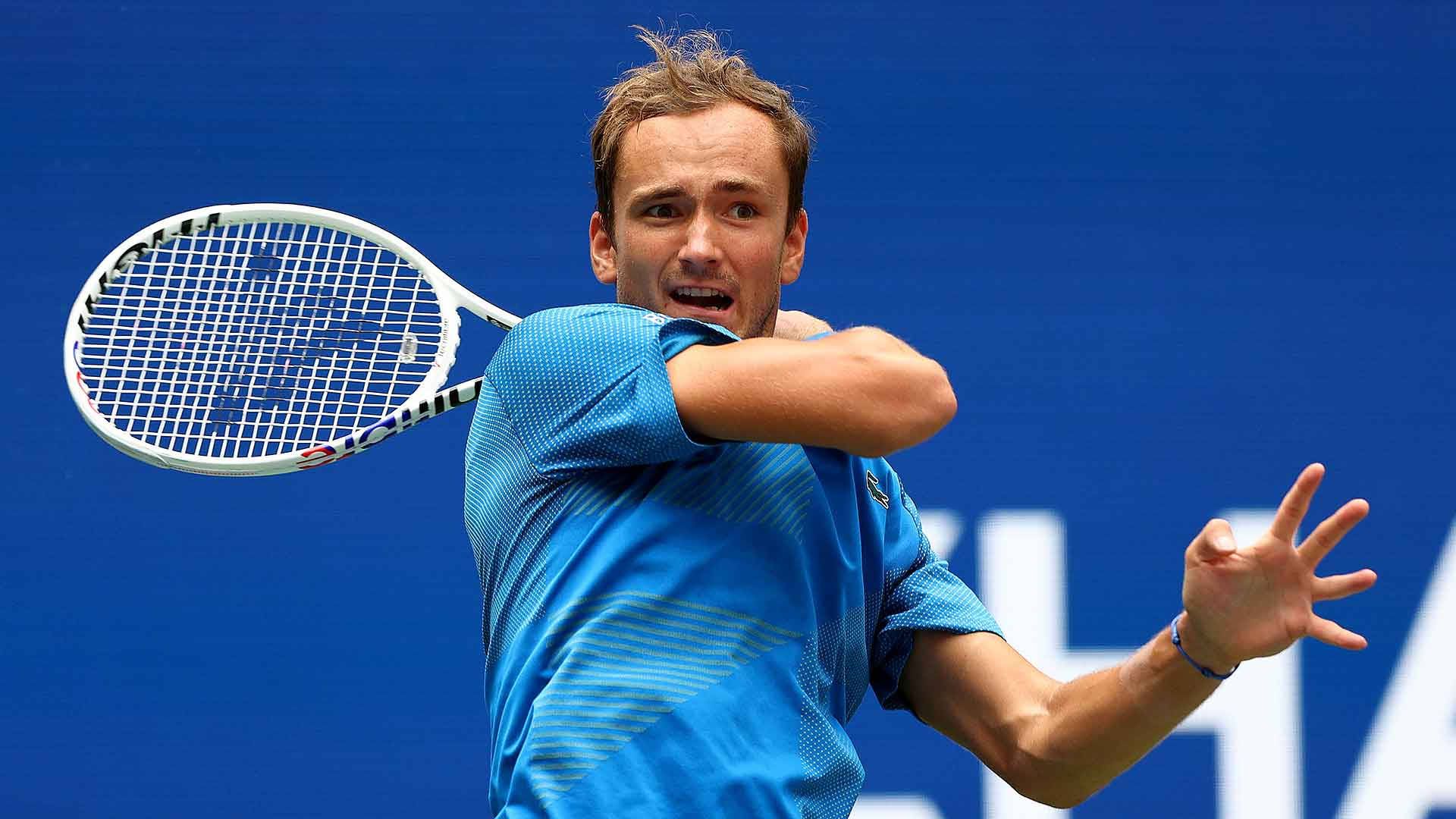 Daniil Medvedev Wallpapers - Top Free Daniil Medvedev Backgrounds ...
