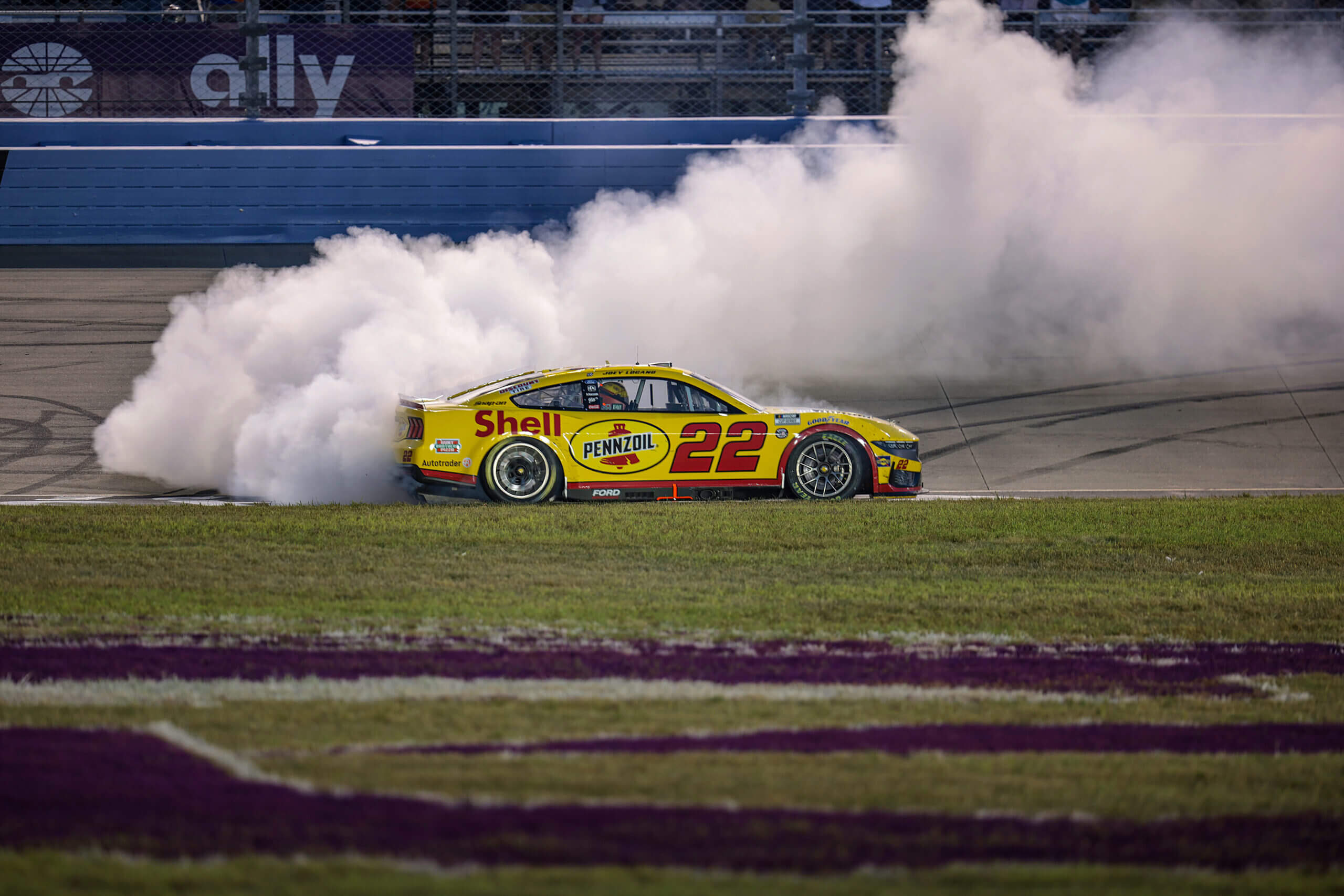 Joey Logano Wallpapers - Top Free Joey Logano Backgrounds - WallpaperAccess