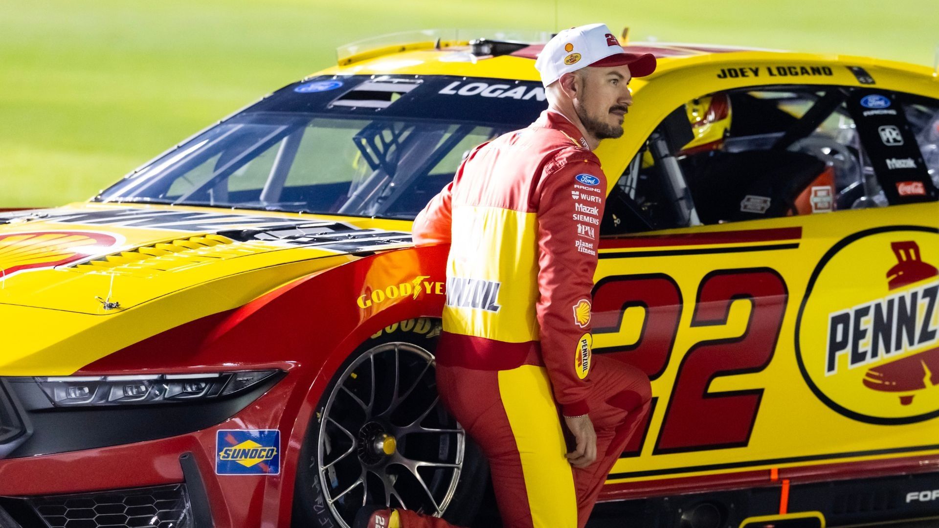 Joey Logano Wallpapers - Top Free Joey Logano Backgrounds - WallpaperAccess