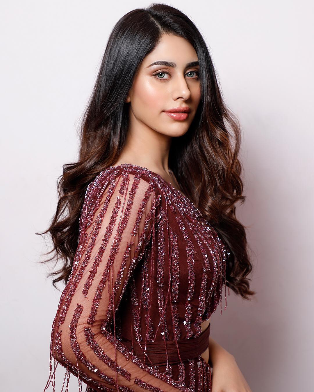 Warina Hussain Wallpapers - Top Free Warina Hussain Backgrounds ...