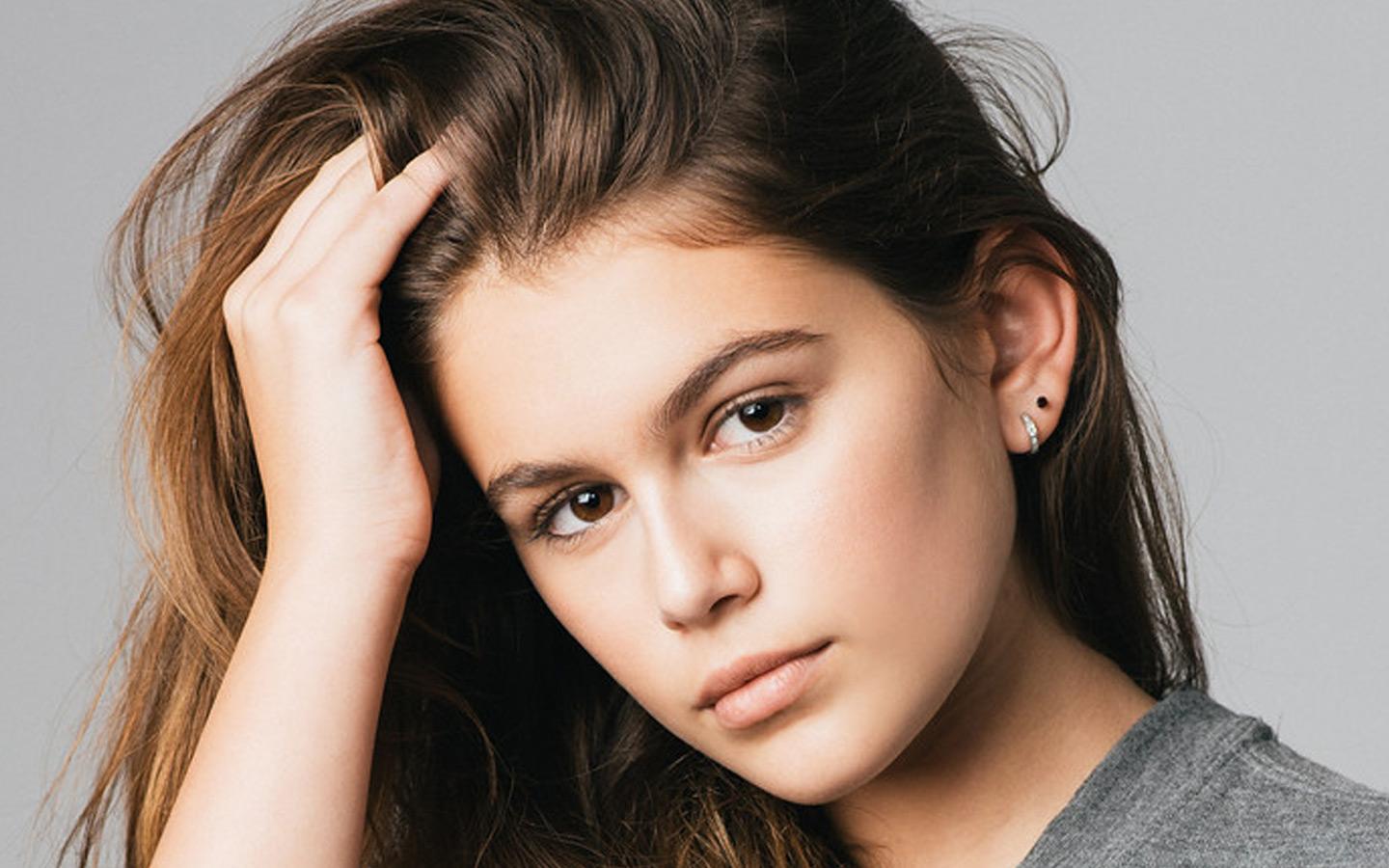 Kaia Gerber Wallpapers - Top Free Kaia Gerber Backgrounds - WallpaperAccess