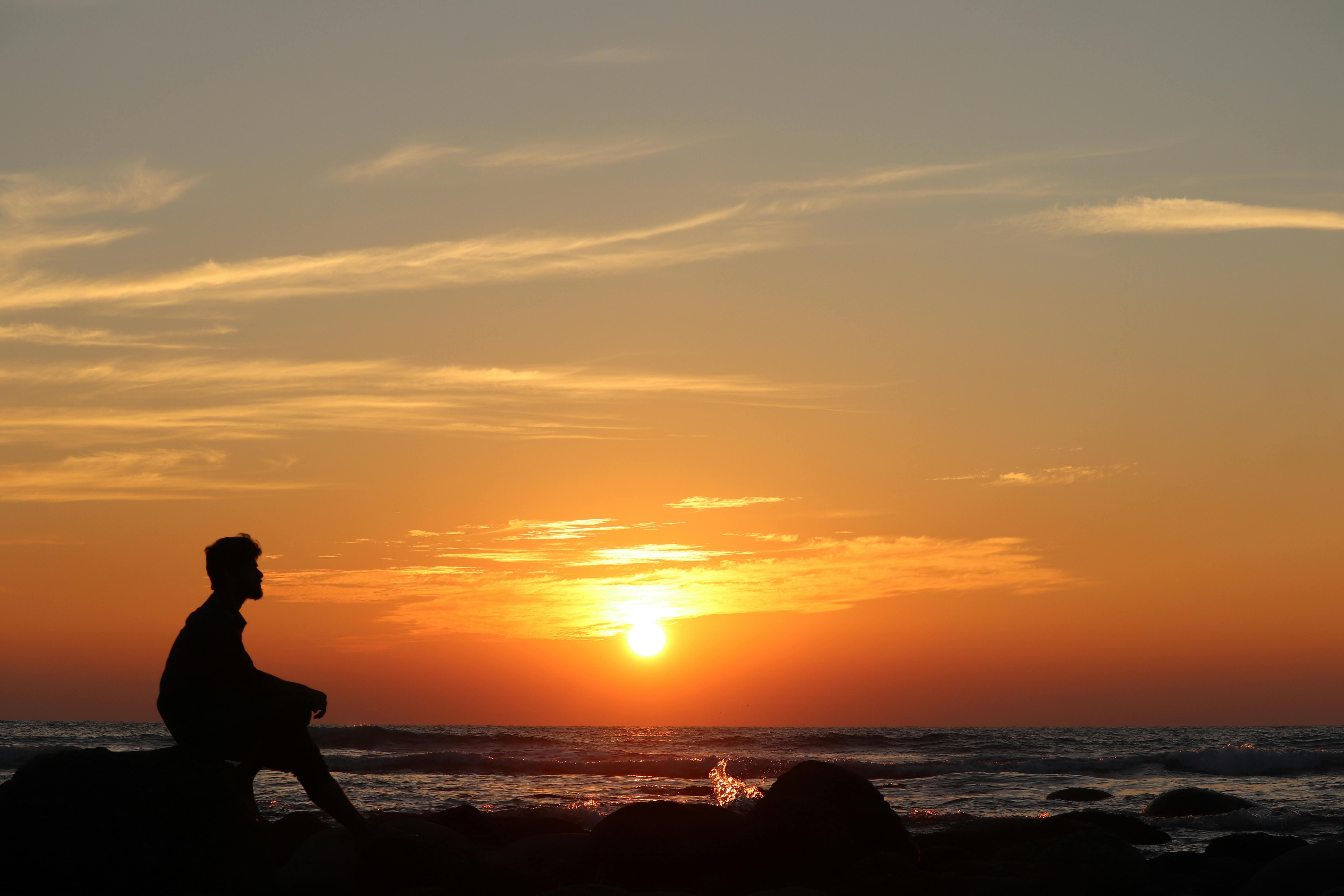Man Sunset Wallpapers - Top Free Man Sunset Backgrounds - WallpaperAccess