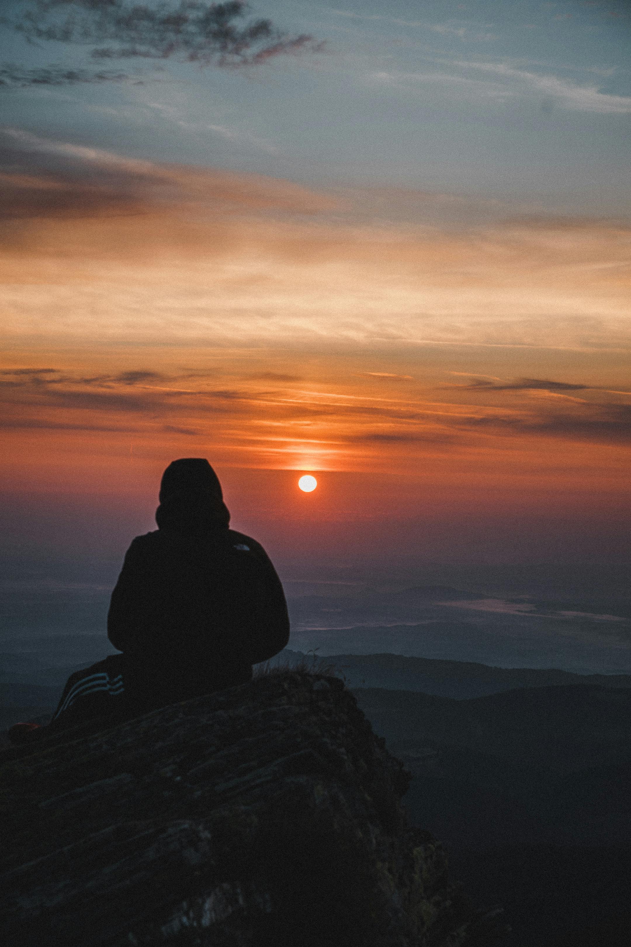 Man Sunset Wallpapers - Top Free Man Sunset Backgrounds - WallpaperAccess