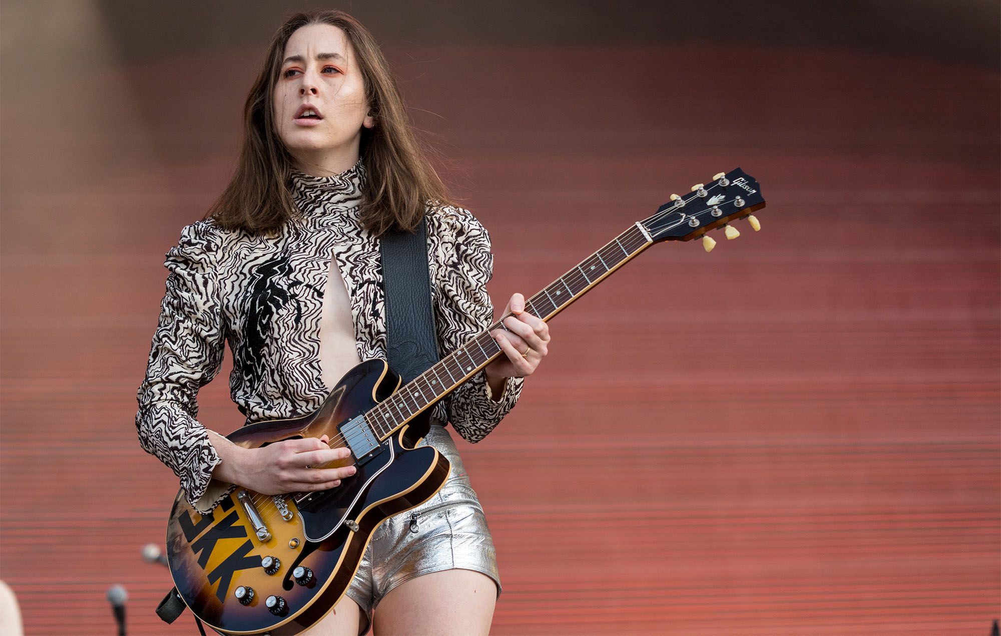 Alana Haim Wallpapers - Top Free Alana Haim Backgrounds - WallpaperAccess