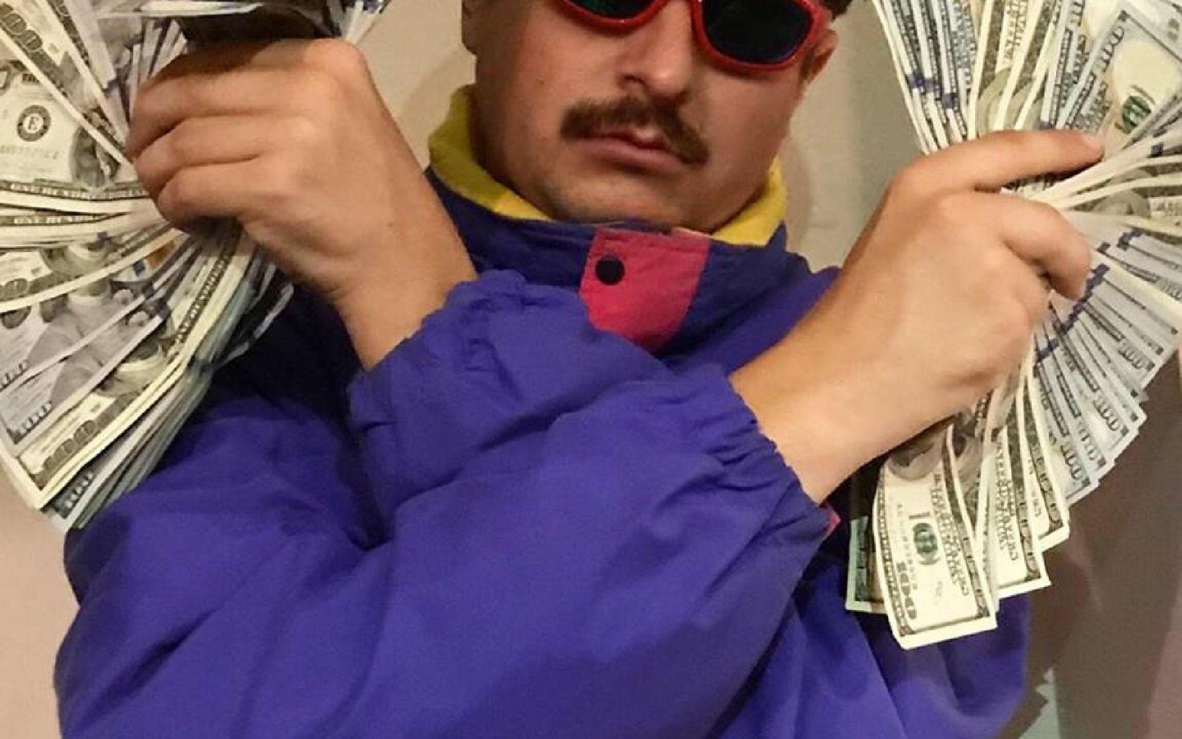 Oliver Tree Wallpapers - Top Free Oliver Tree Backgrounds - WallpaperAccess