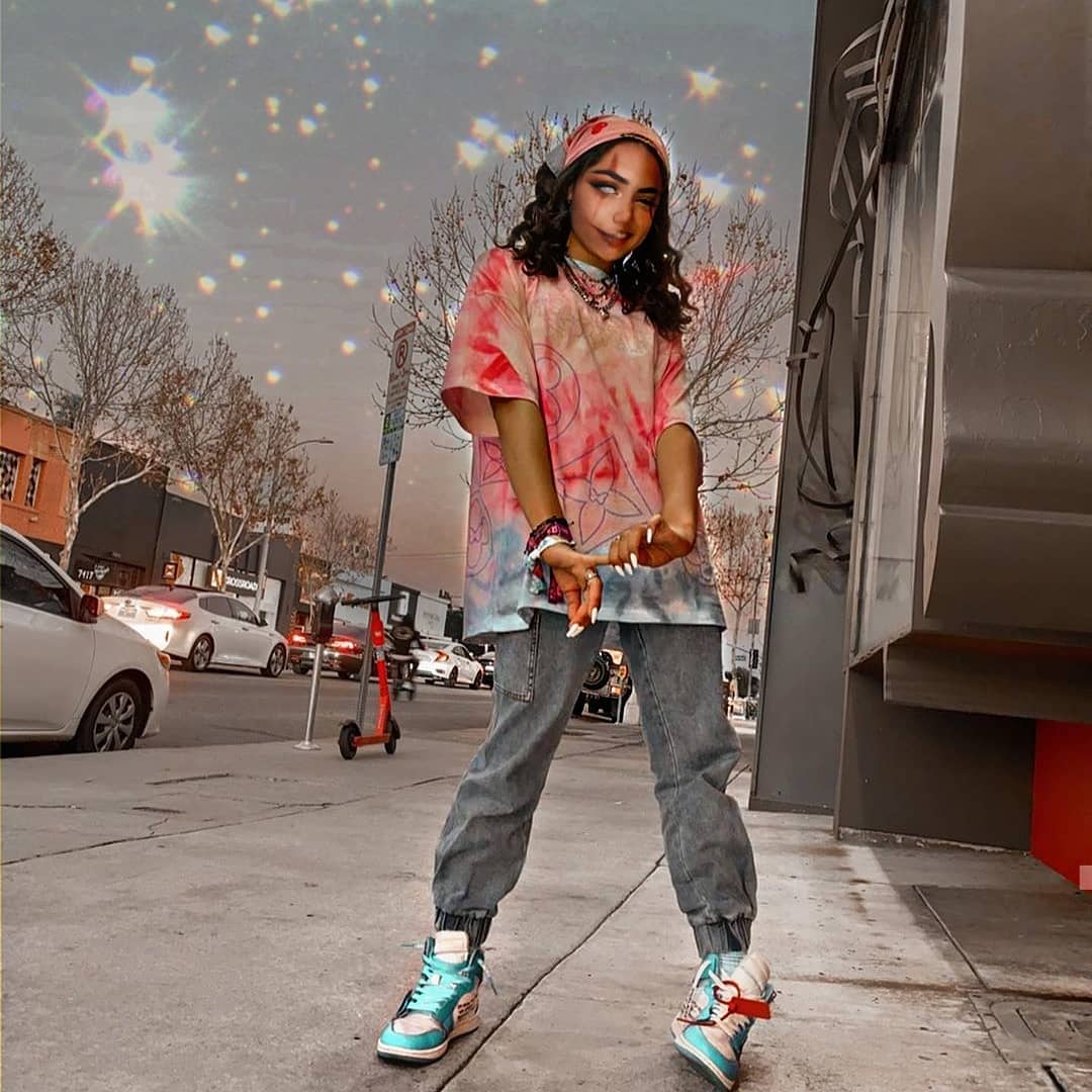 Avani Gregg Wallpapers - Top Free Avani Gregg Backgrounds - WallpaperAccess