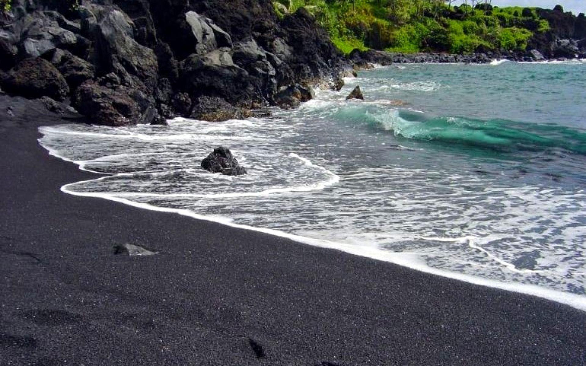 Black Sand Beach Wallpapers - Top Free Black Sand Beach Backgrounds ...