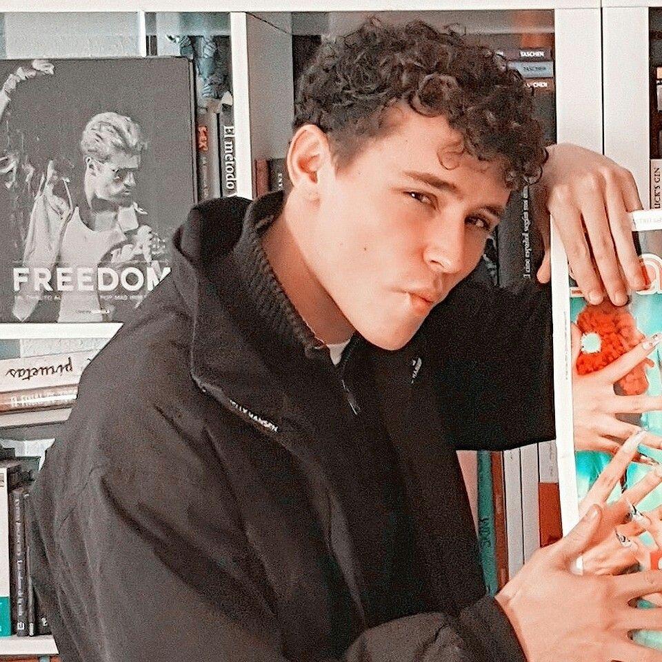 Aron Piper Wallpapers - Top Free Aron Piper Backgrounds - WallpaperAccess