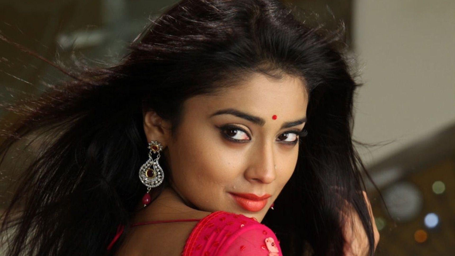 Shreya Saran Wallpapers - Top Free Shreya Saran Backgrounds ...