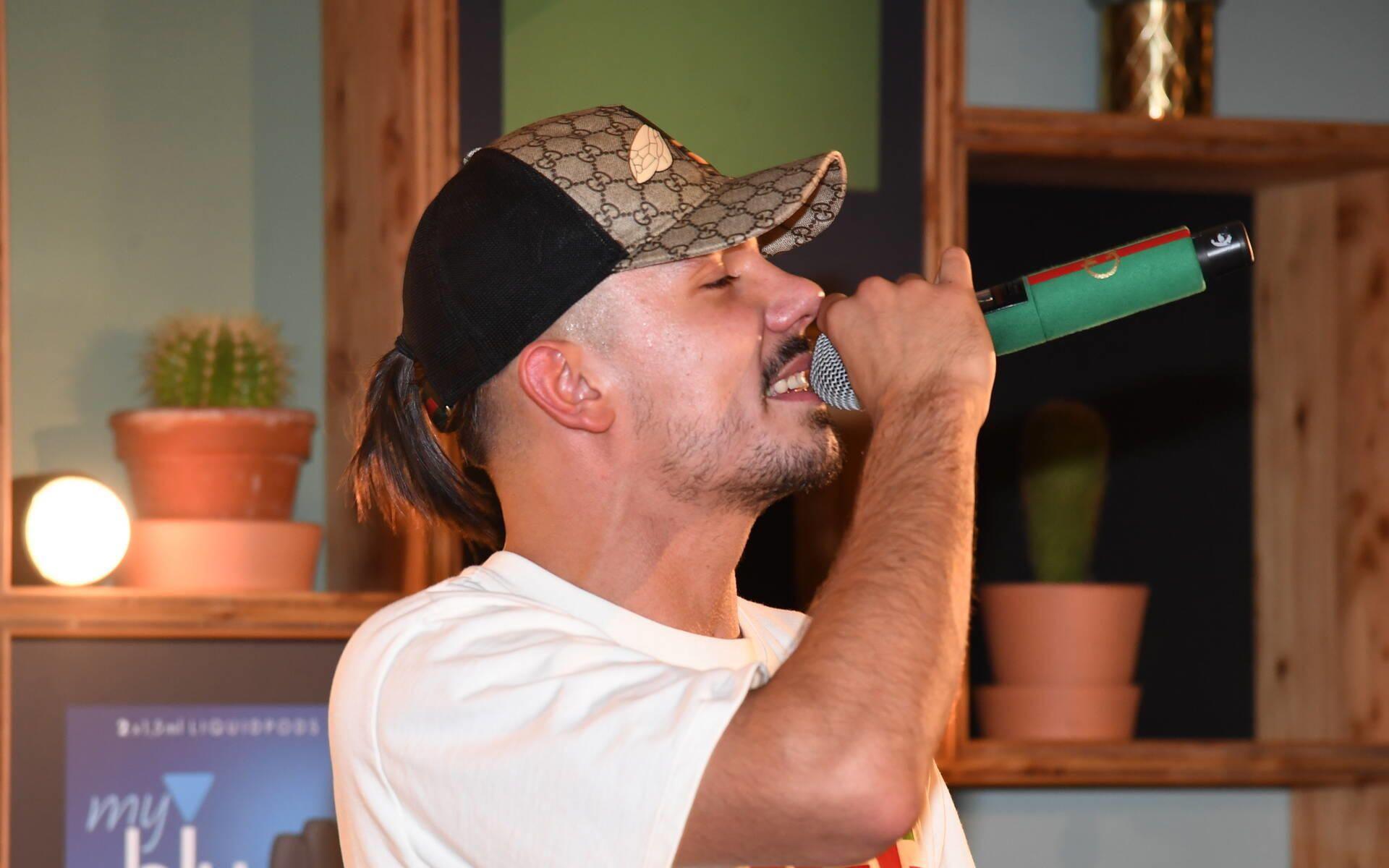 Capital Bra Wallpapers - Top Free Capital Bra Backgrounds - WallpaperAccess