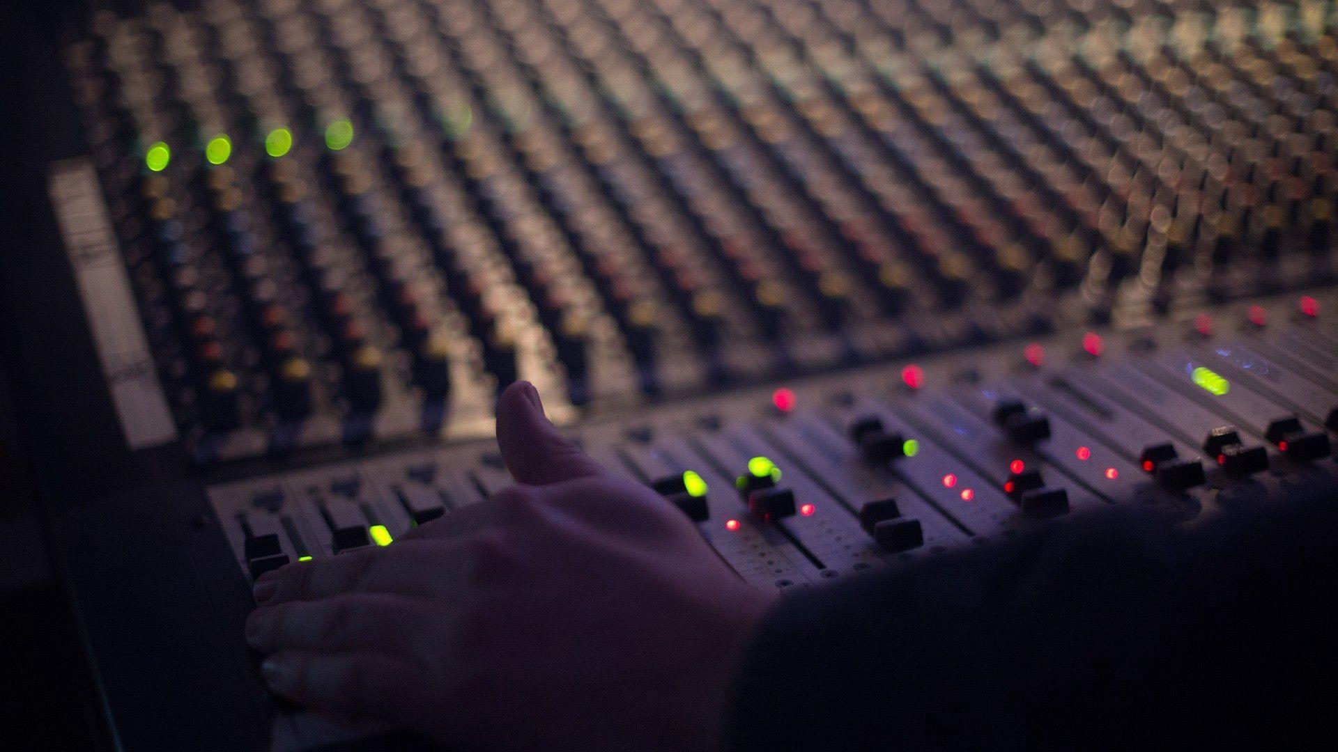 Sound Engineer Wallpapers - Top Free Sound Engineer Backgrounds ...