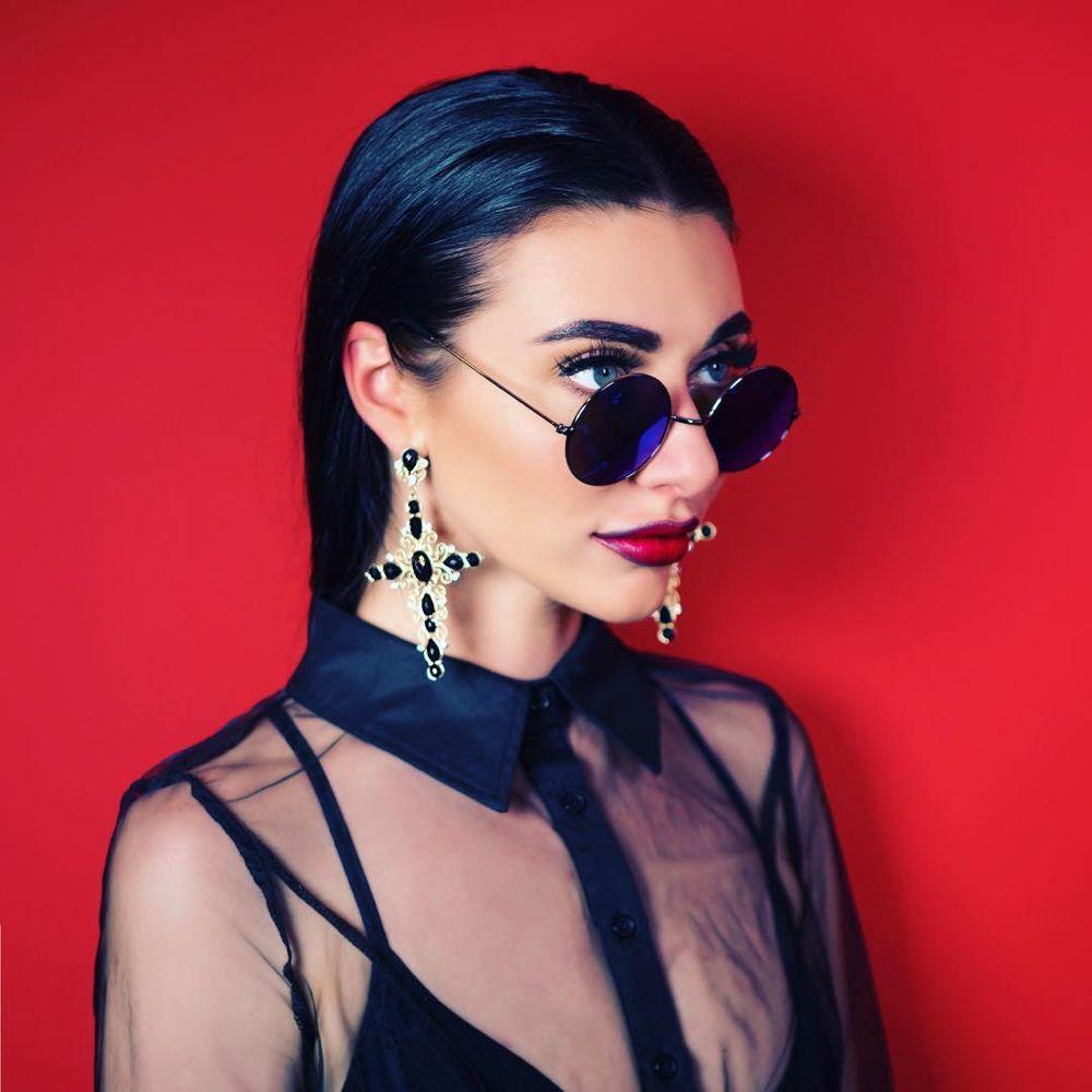 Qveen Herby Wallpapers Top Free Qveen Herby Backgrounds Wallpaperaccess