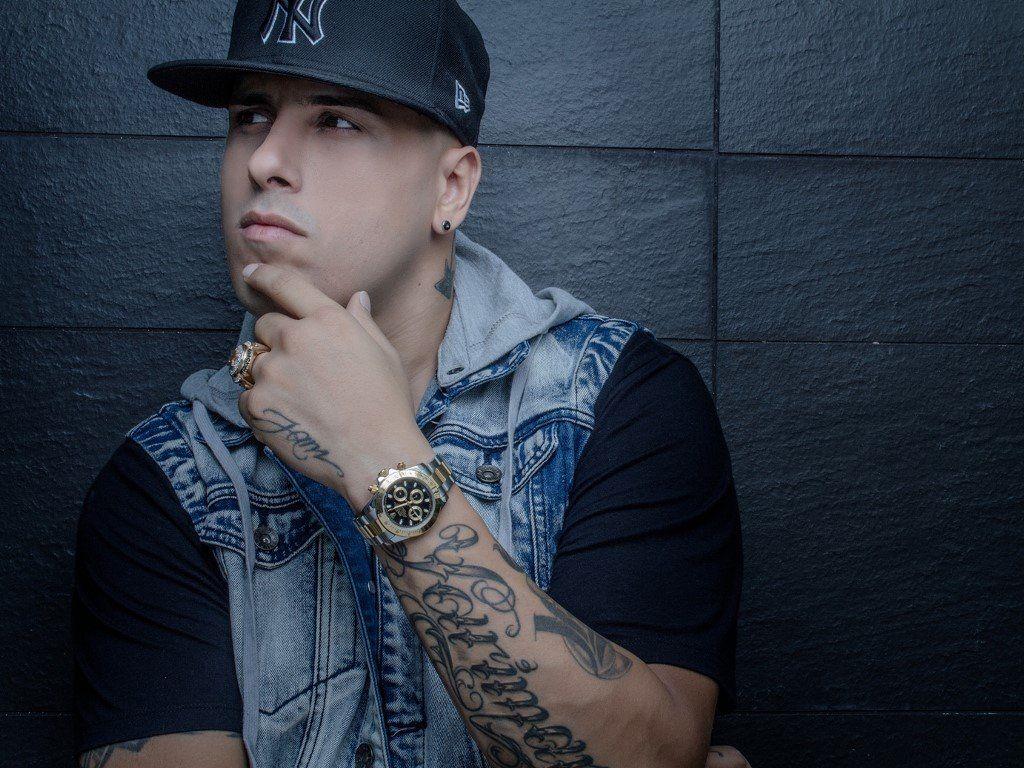 Nicky Jam Wallpapers - Top Free Nicky Jam Backgrounds - WallpaperAccess