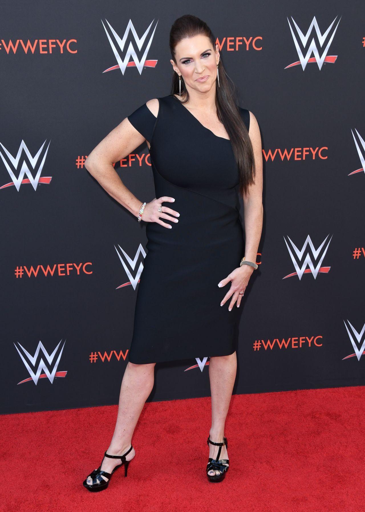 Stephanie McMahon Wallpapers - Top Free Stephanie McMahon Backgrounds - WallpaperAccess
