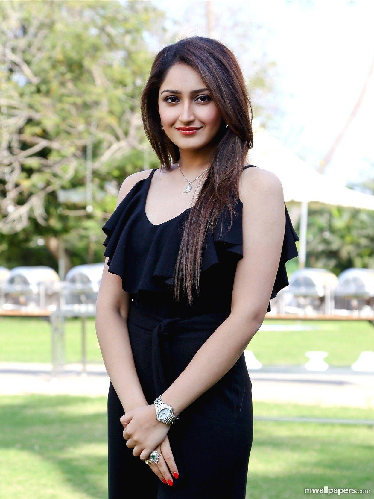 Sayesha Wallpapers - Top Free Sayesha Backgrounds - WallpaperAccess