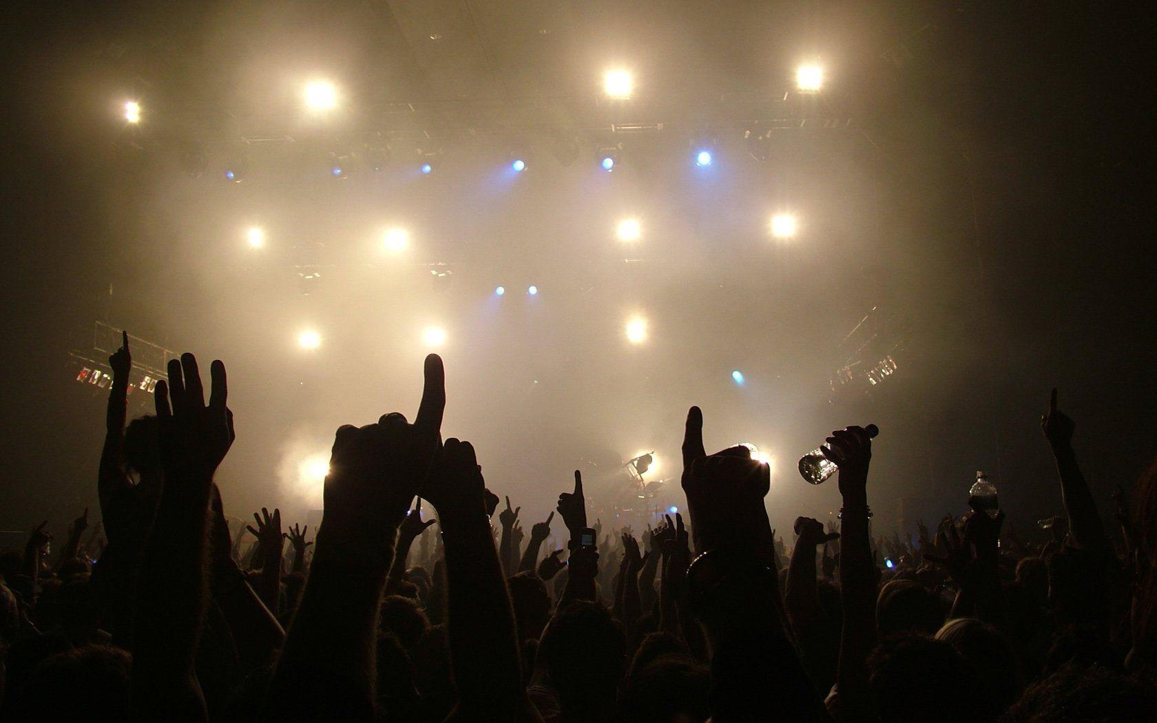 Concert Crowd Wallpapers - Top Free Concert Crowd Backgrounds ...