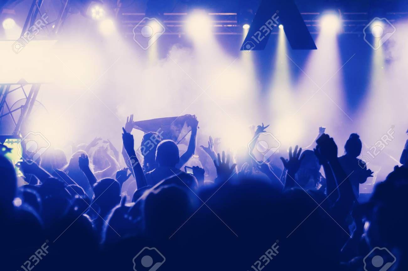 Audience Wallpapers - Top Free Audience Backgrounds - WallpaperAccess