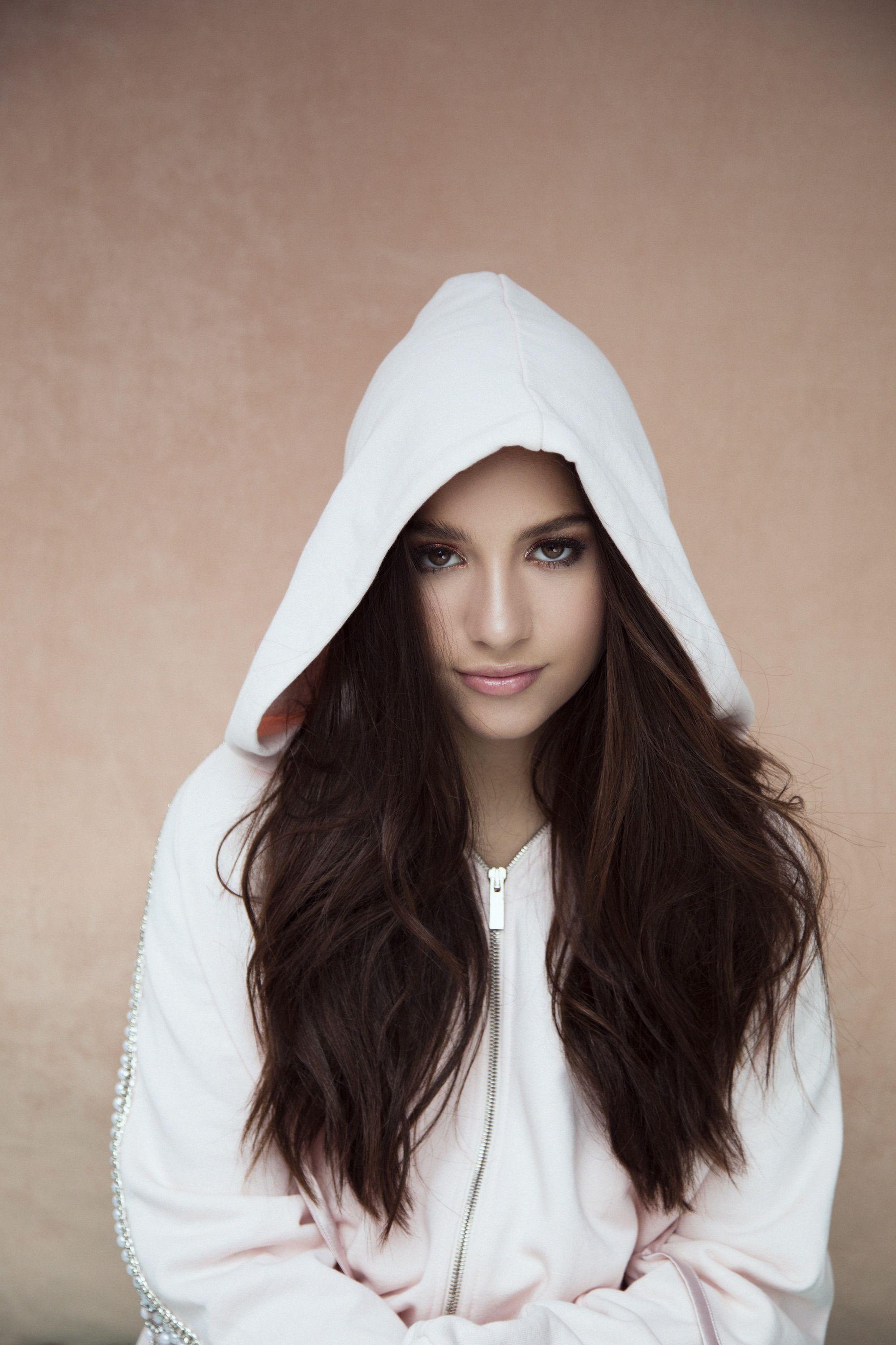 Mackenzie Ziegler Wallpapers - Top Free Mackenzie Ziegler Backgrounds ...