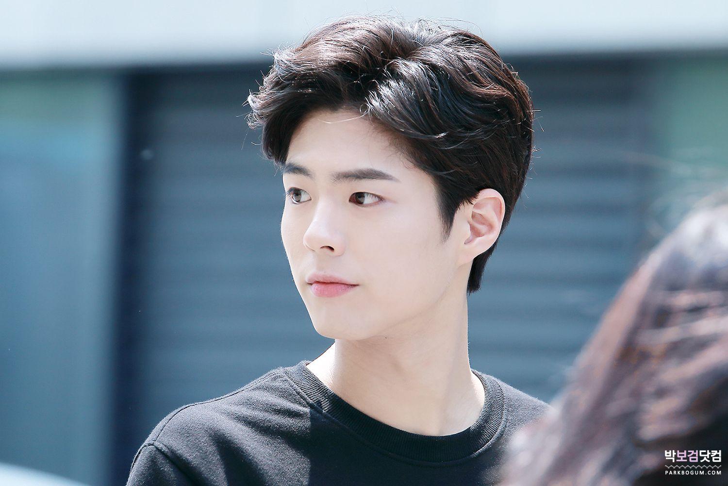 Park Bo Gum Wallpapers - Top Free Park Bo Gum Backgrounds - WallpaperAccess