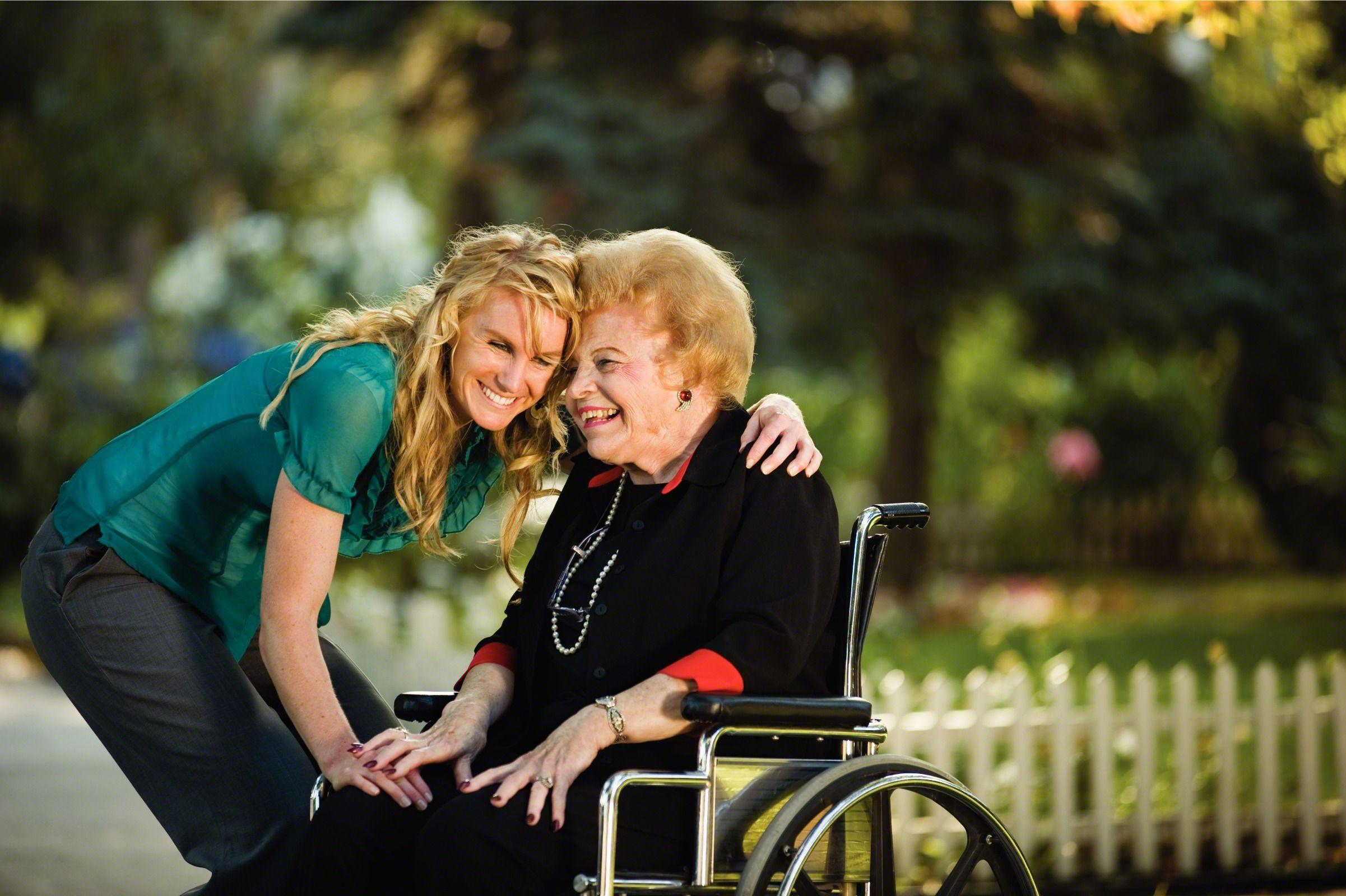 Elderly Wallpapers - Top Free Elderly Backgrounds - WallpaperAccess