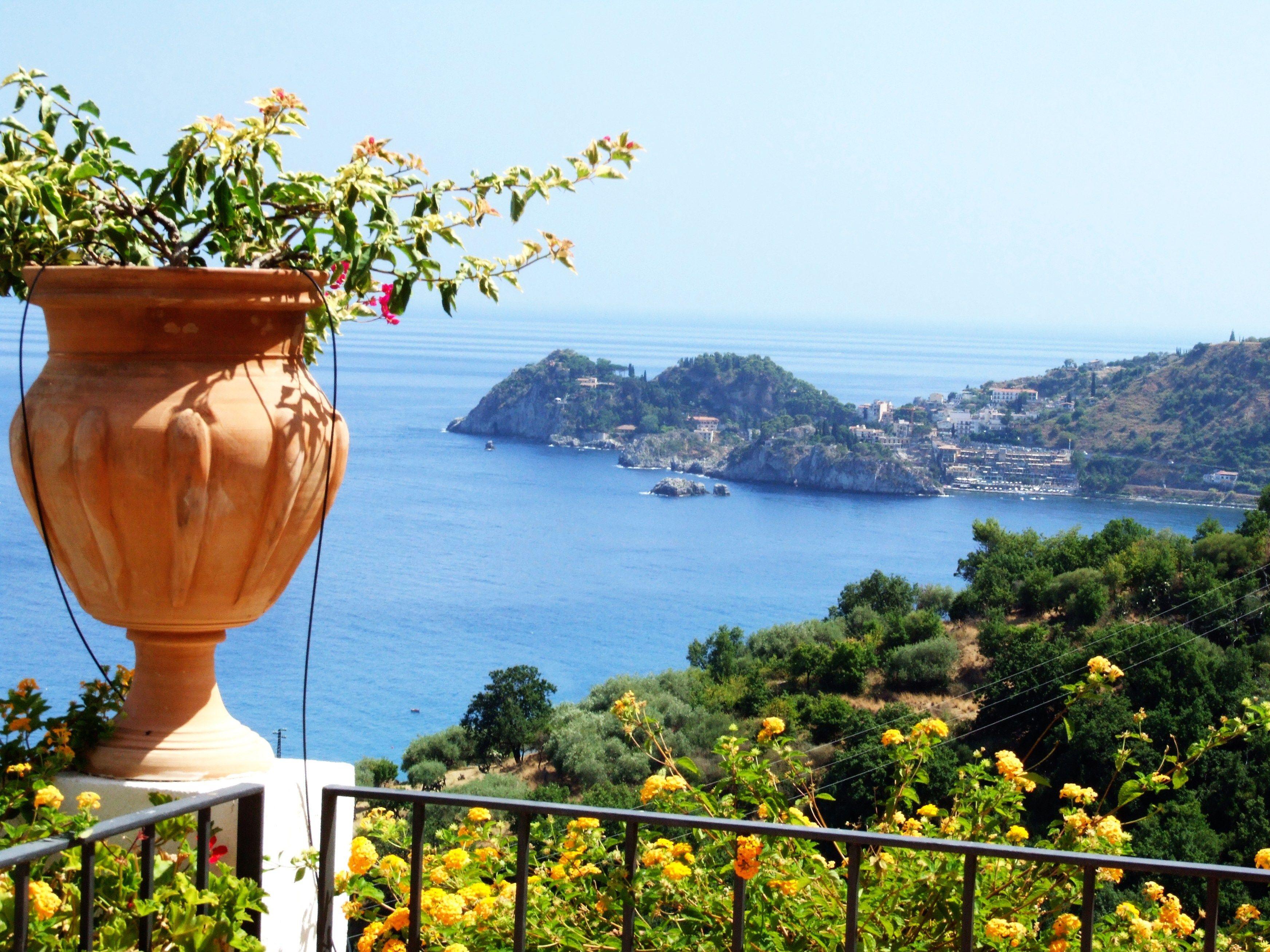 Sicilian Wallpapers - Top Free Sicilian Backgrounds - WallpaperAccess