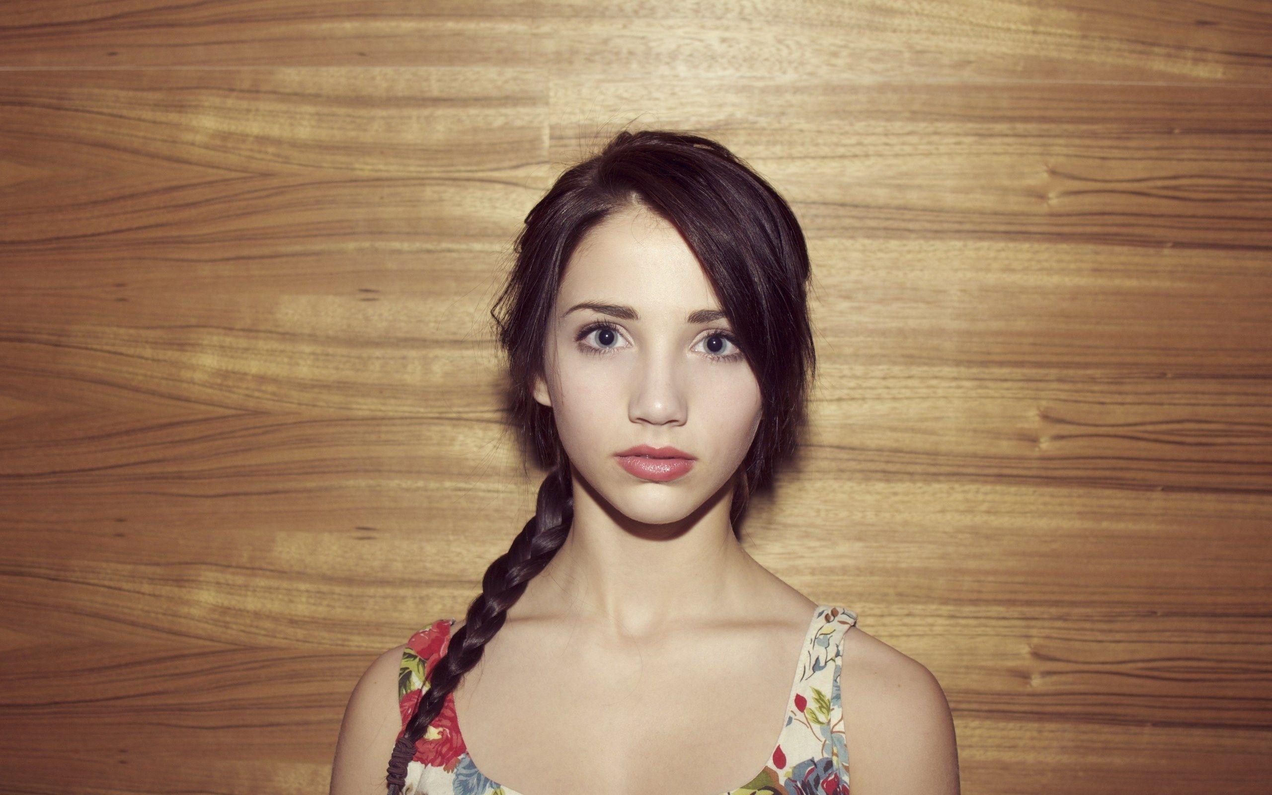 Emily Rudd Wallpapers - Top Free Emily Rudd Backgrounds - WallpaperAccess