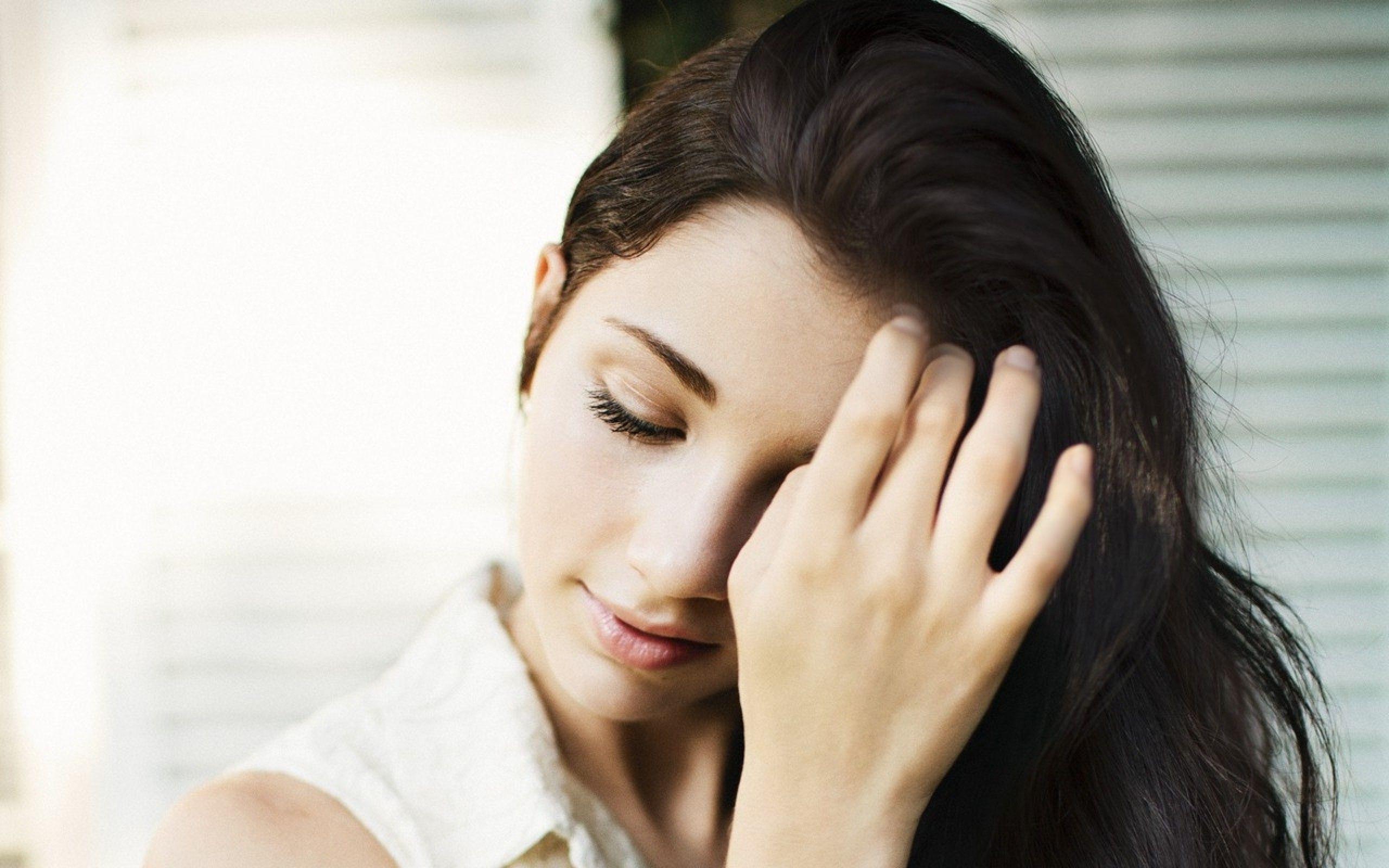 Emily Rudd Wallpapers - Top Free Emily Rudd Backgrounds - WallpaperAccess