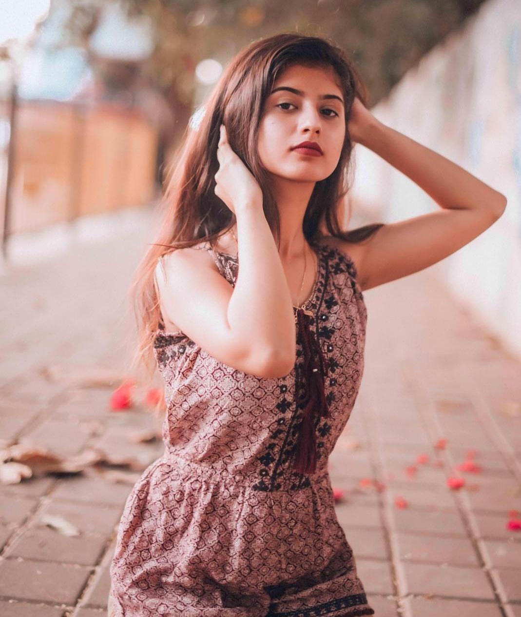 Arishfa Khan Wallpapers - Top Free Arishfa Khan Backgrounds ...