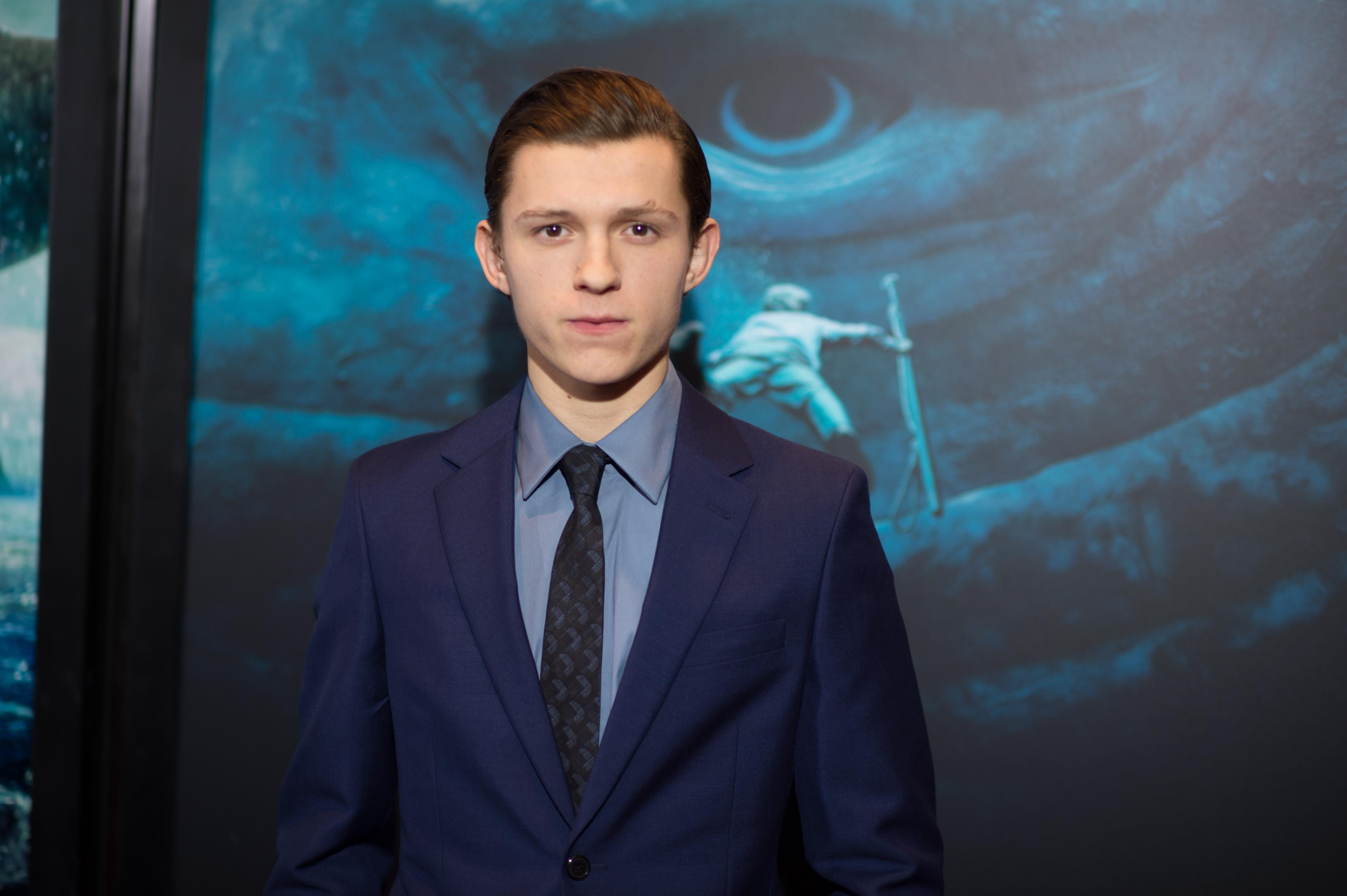 Tom Holland Desktop Wallpapers - Top Free Tom Holland Desktop ...