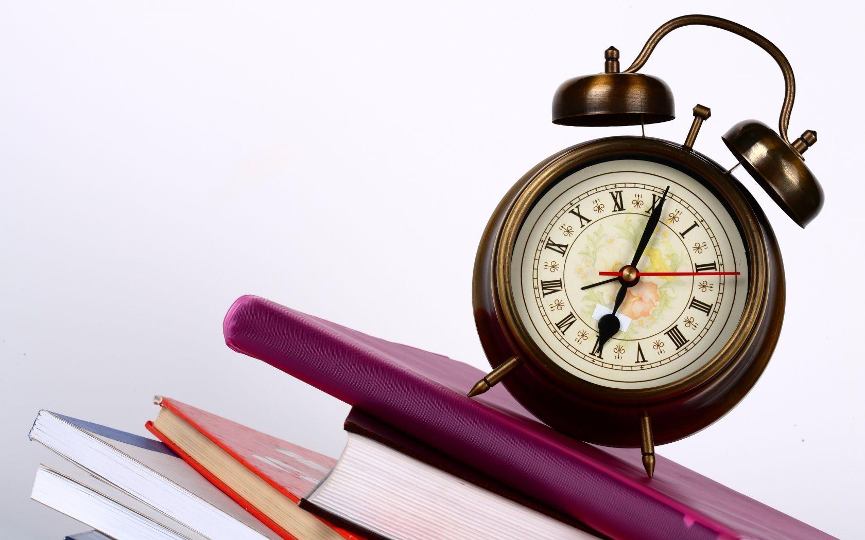 Alarm Clock Wallpapers - Top Free Alarm Clock Backgrounds - WallpaperAccess