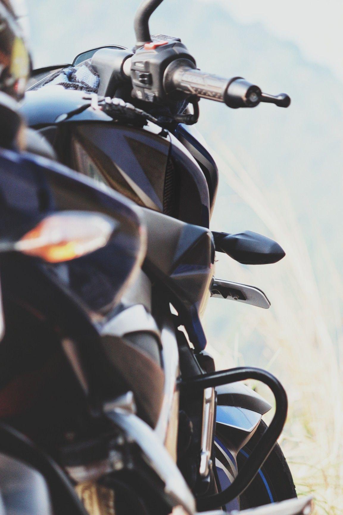 Bajaj Pulsar NS 200 Wallpapers - Top Free Bajaj Pulsar NS 200 ...