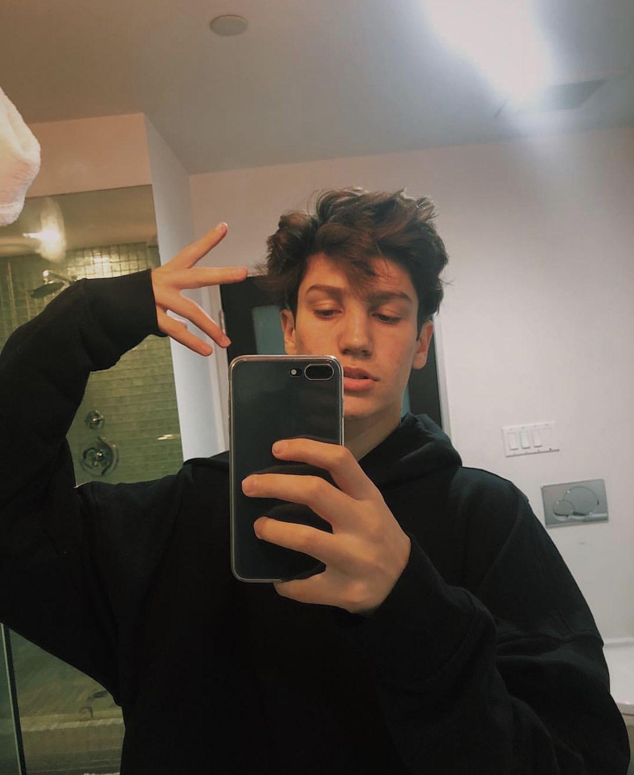 Lil' Huddy Wallpapers - Top Free Lil' Huddy Backgrounds - WallpaperAccess