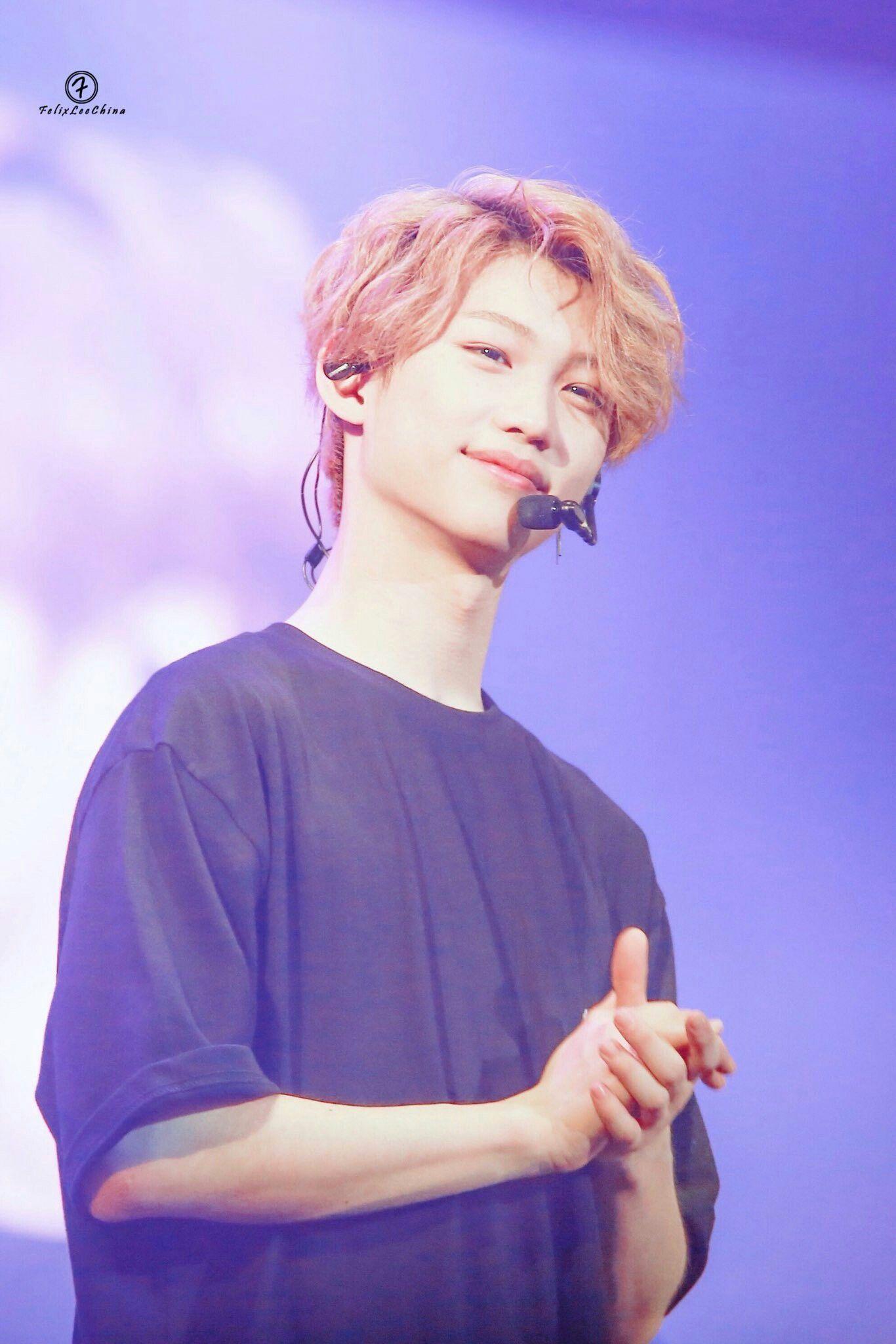 Lee Felix Aesthetic Wallpapers - Top Free Lee Felix Aesthetic Backgrounds - WallpaperAccess