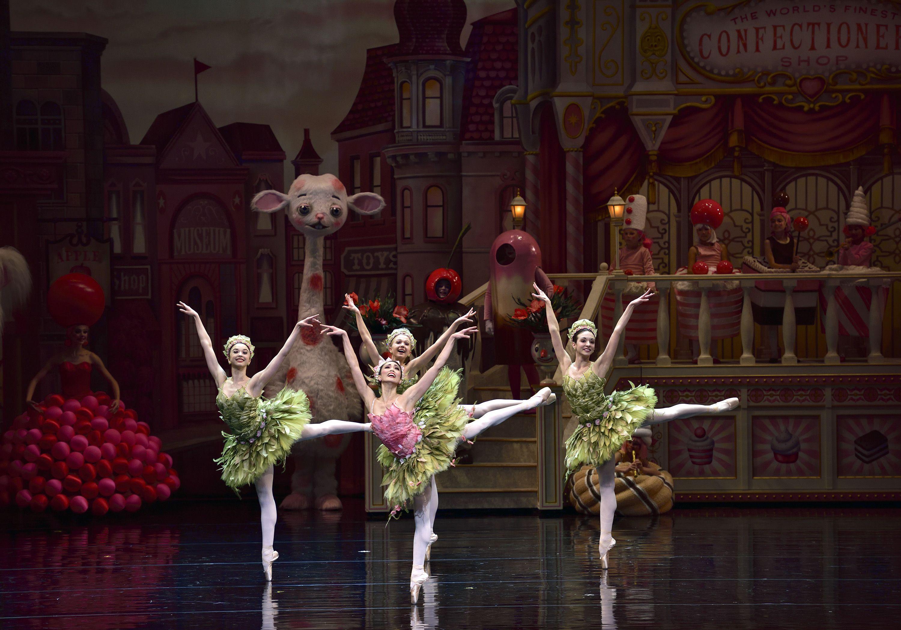 Mark Ryden Wallpapers - Top Free Mark Ryden Backgrounds - WallpaperAccess