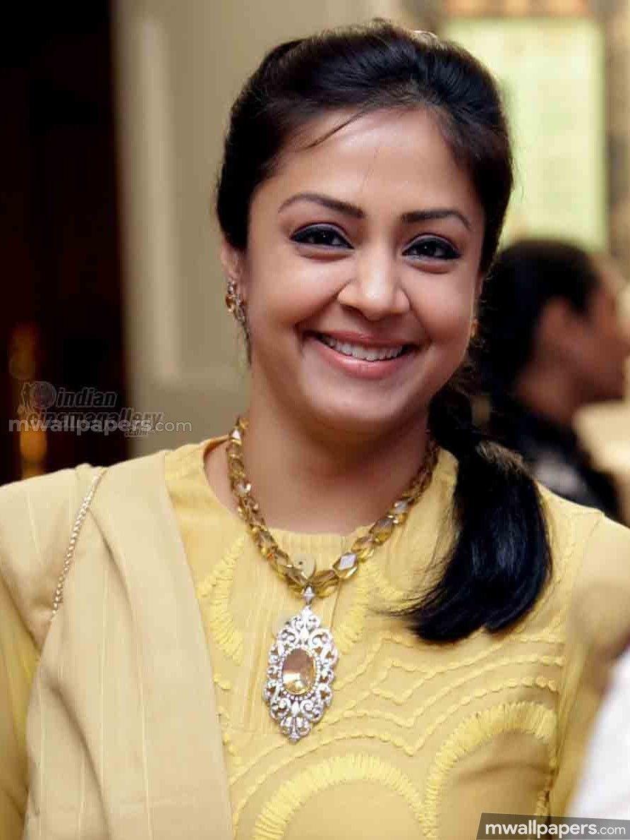 Jyothika HD Wallpapers - Top Free Jyothika HD Backgrounds - WallpaperAccess