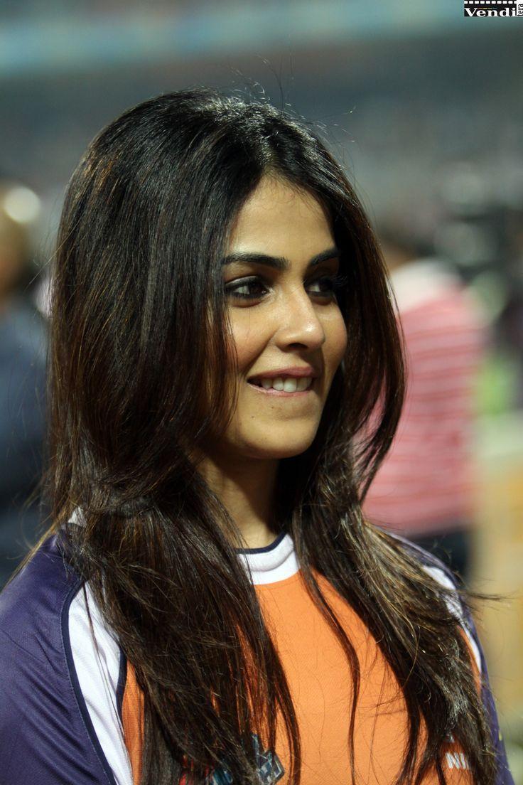 Genelia Wallpapers - Top Free Genelia Backgrounds - WallpaperAccess