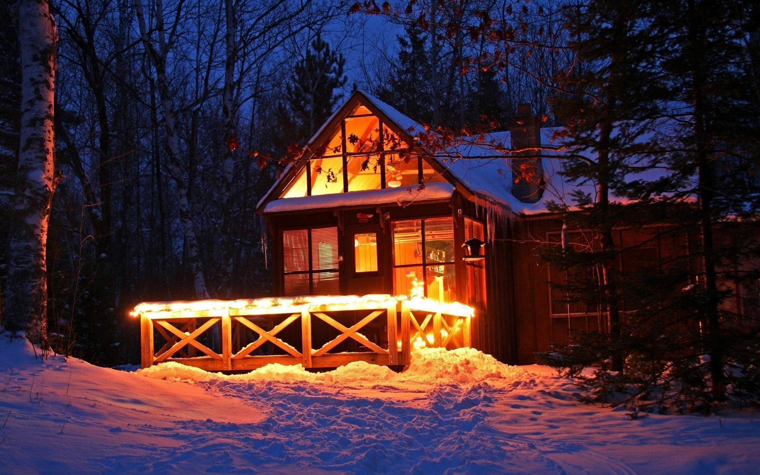 Old Country Cabin Wallpaper