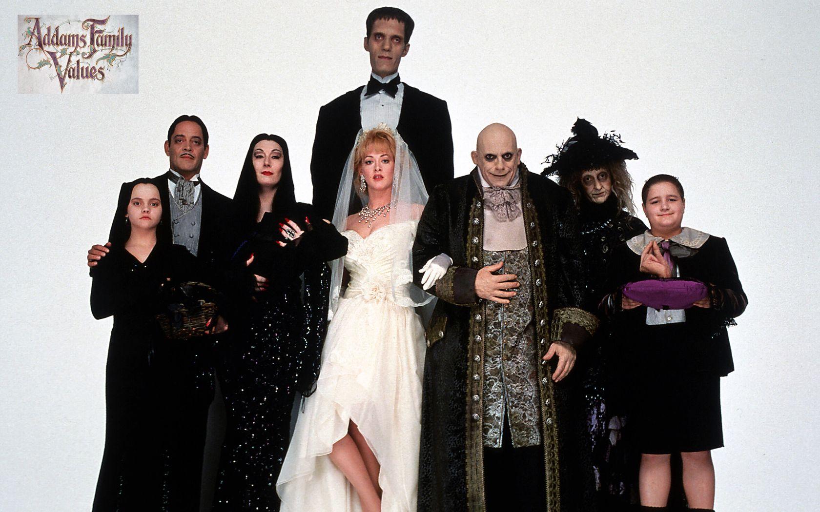 The Addams Family HD Wallpapers - Top Free The Addams Family HD ...