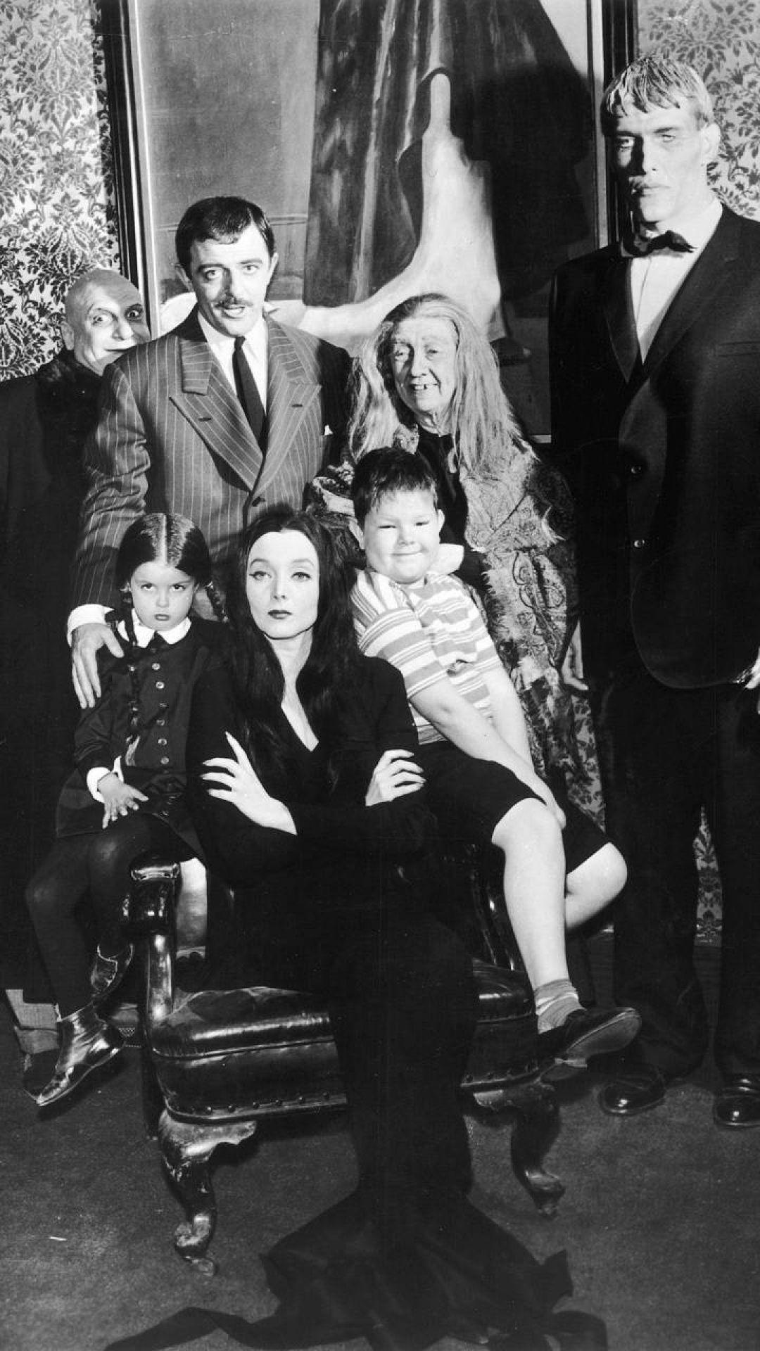 Addams Family Wallpapers - Top Free Addams Family Backgrounds ...
