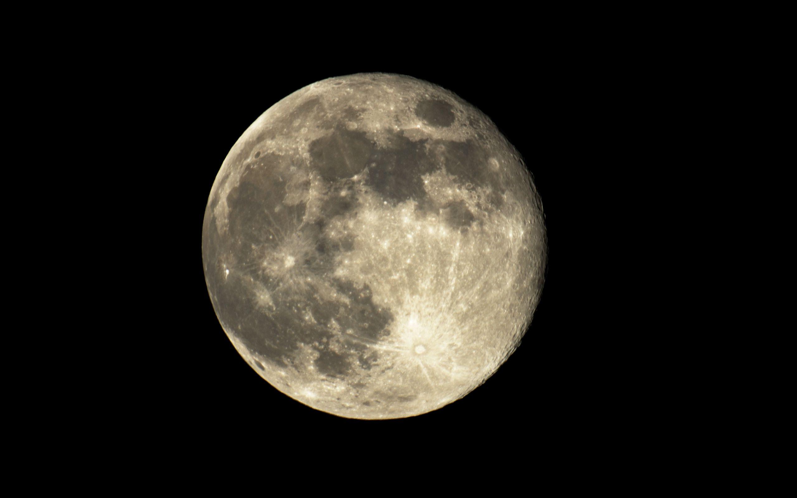 High Resolution Moon Wallpapers - Top Free High Resolution Moon ...