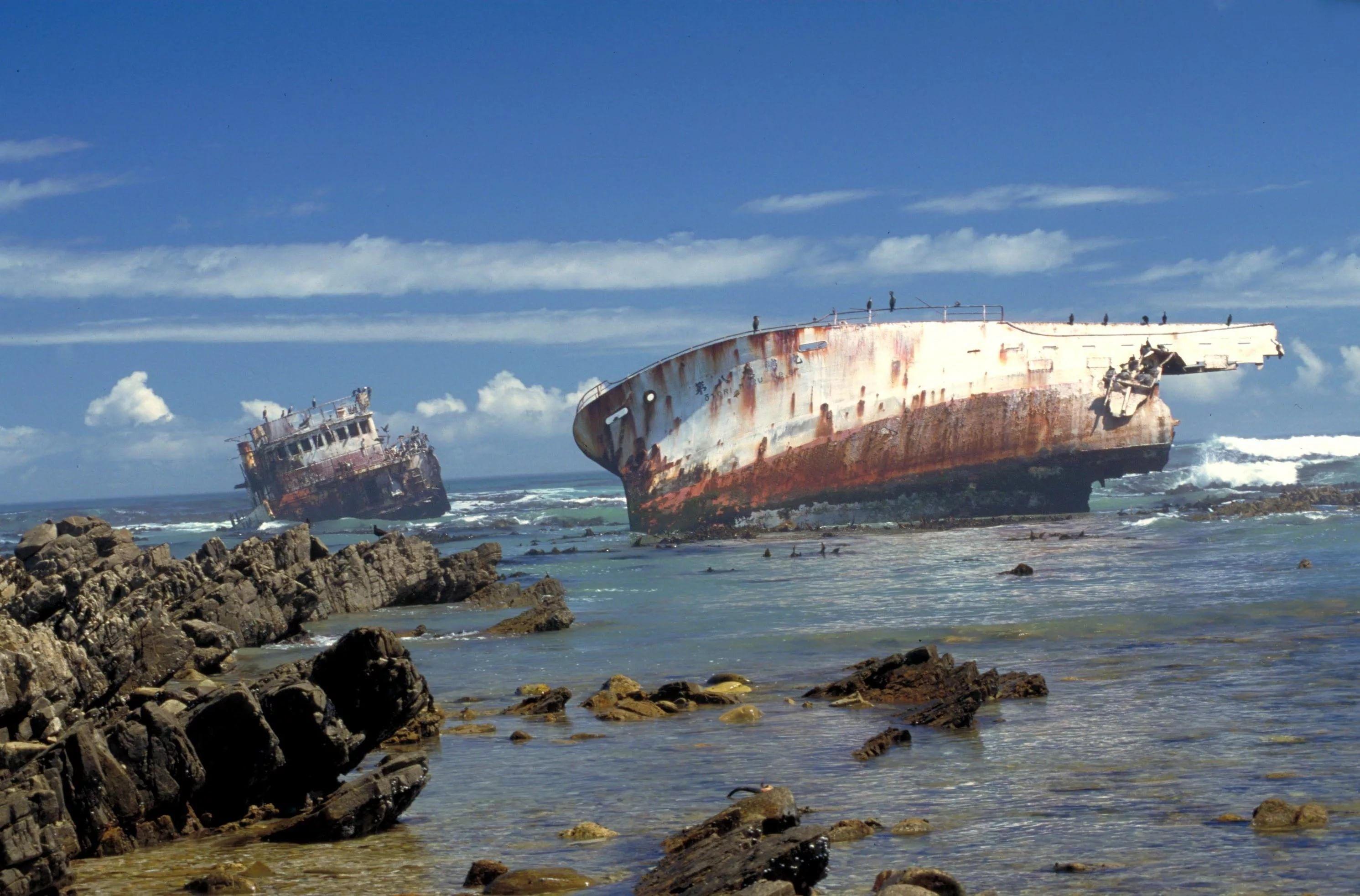 Shipwreck Wallpapers - Top Free Shipwreck Backgrounds - WallpaperAccess